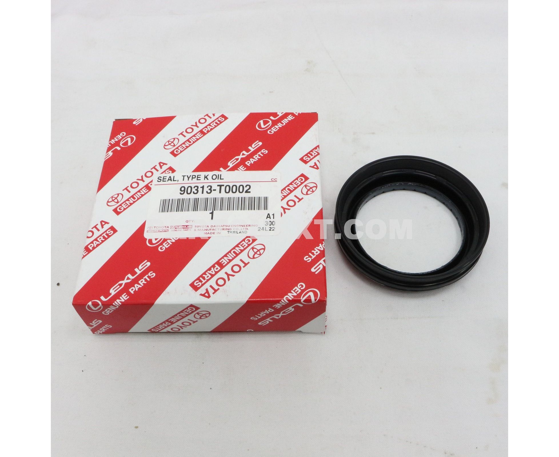 Toyota :: 90313-T0002 SEAL, OIL (FOR REAR AXLE SHAFT OUTER)