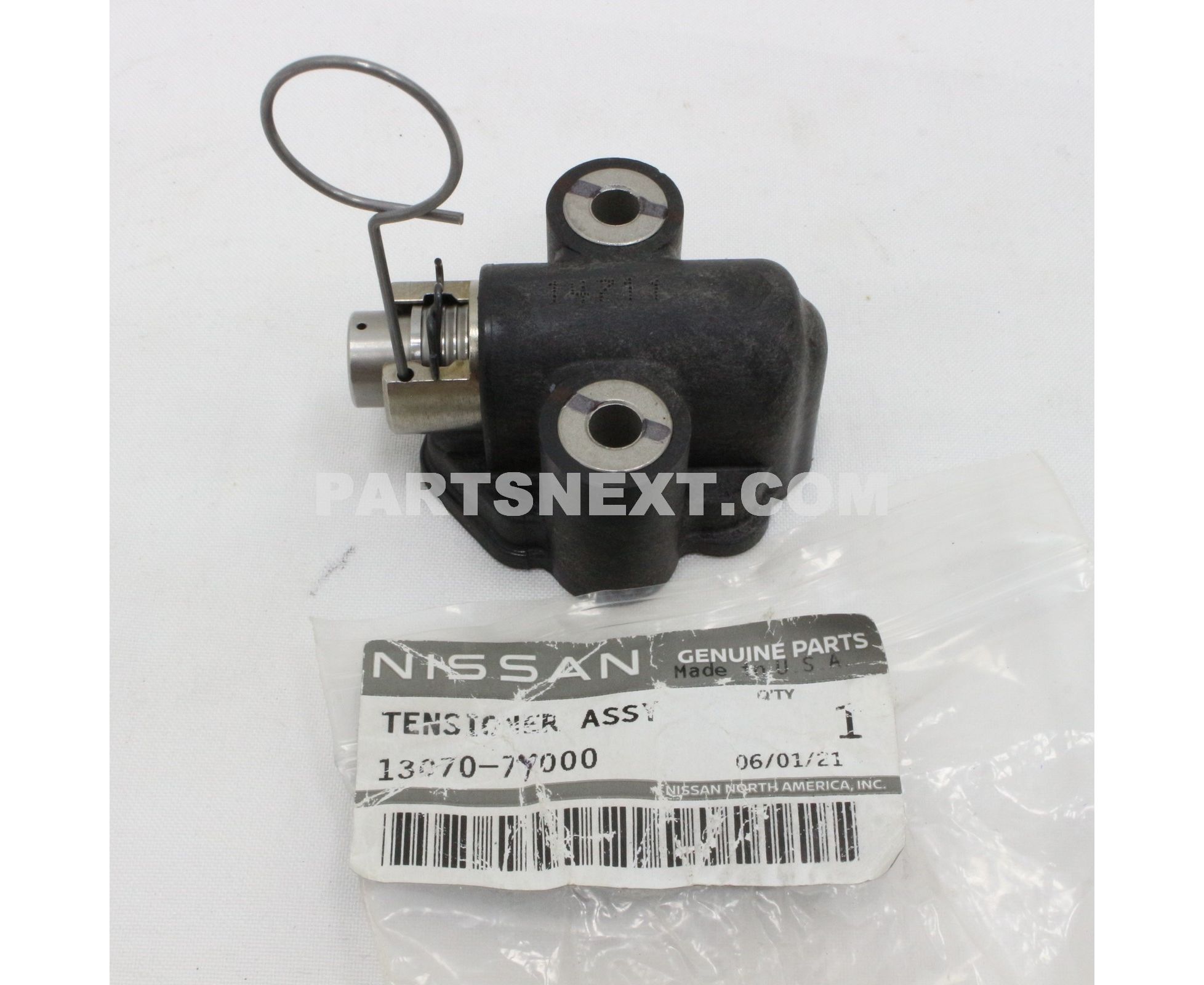 Nissan :: 13070-7Y000 TENSIONER ASSY-CHAIN