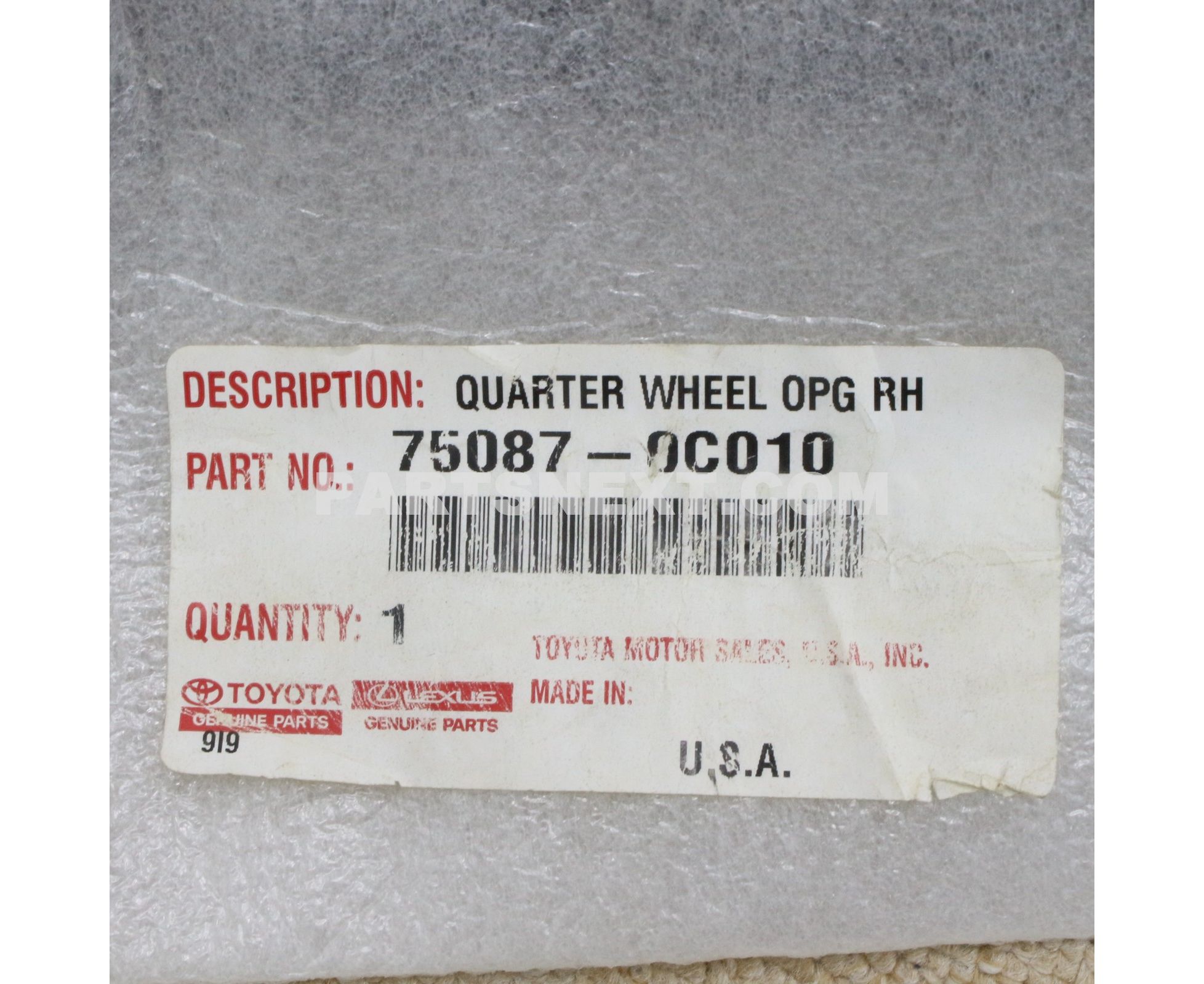 Toyota :: 75087-0C010 MOULDING, QUARTER PANEL WHEEL OPENING, RH
