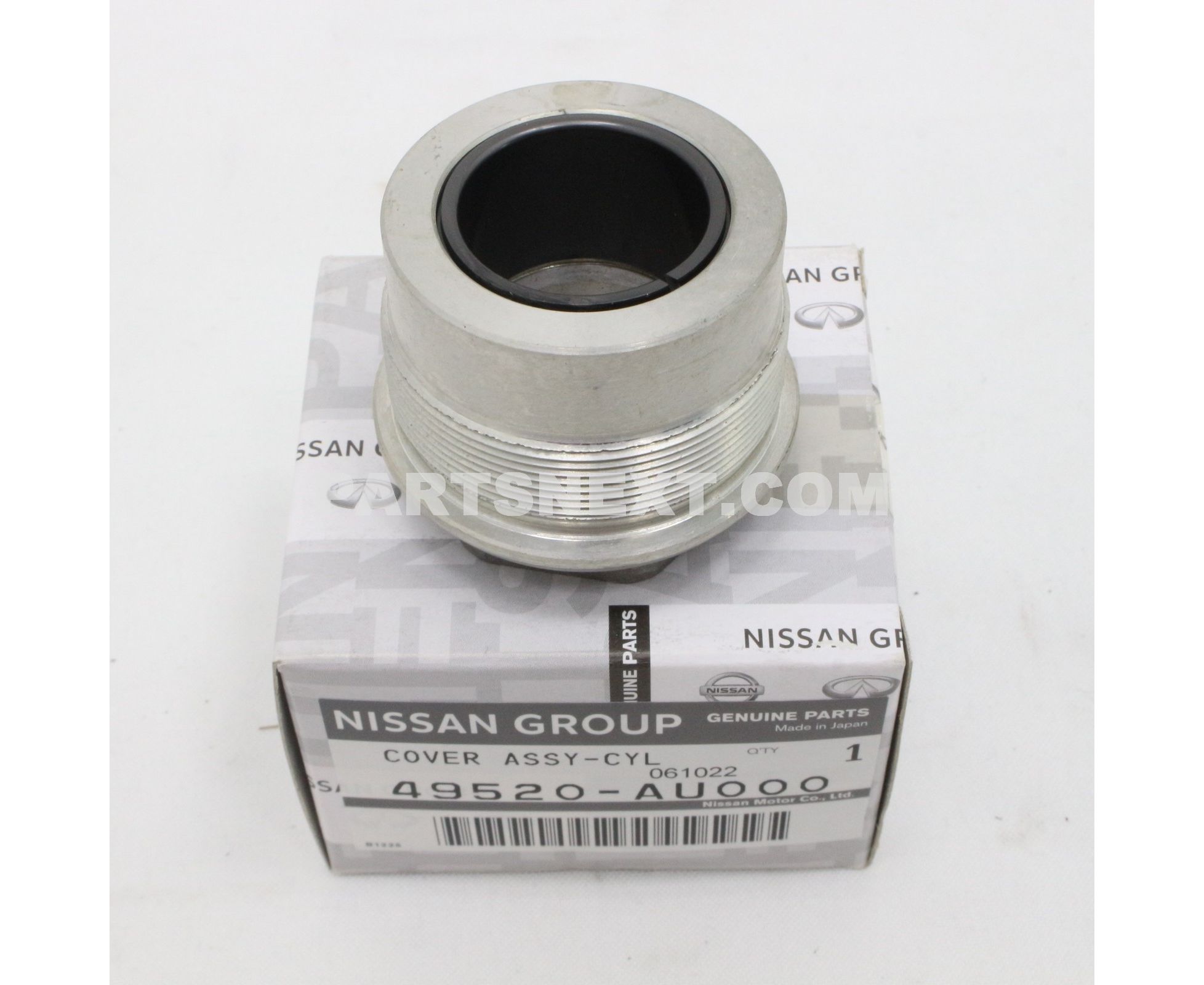 Nissan :: 49520-AU000 COVER ASSY-CYLINDER END