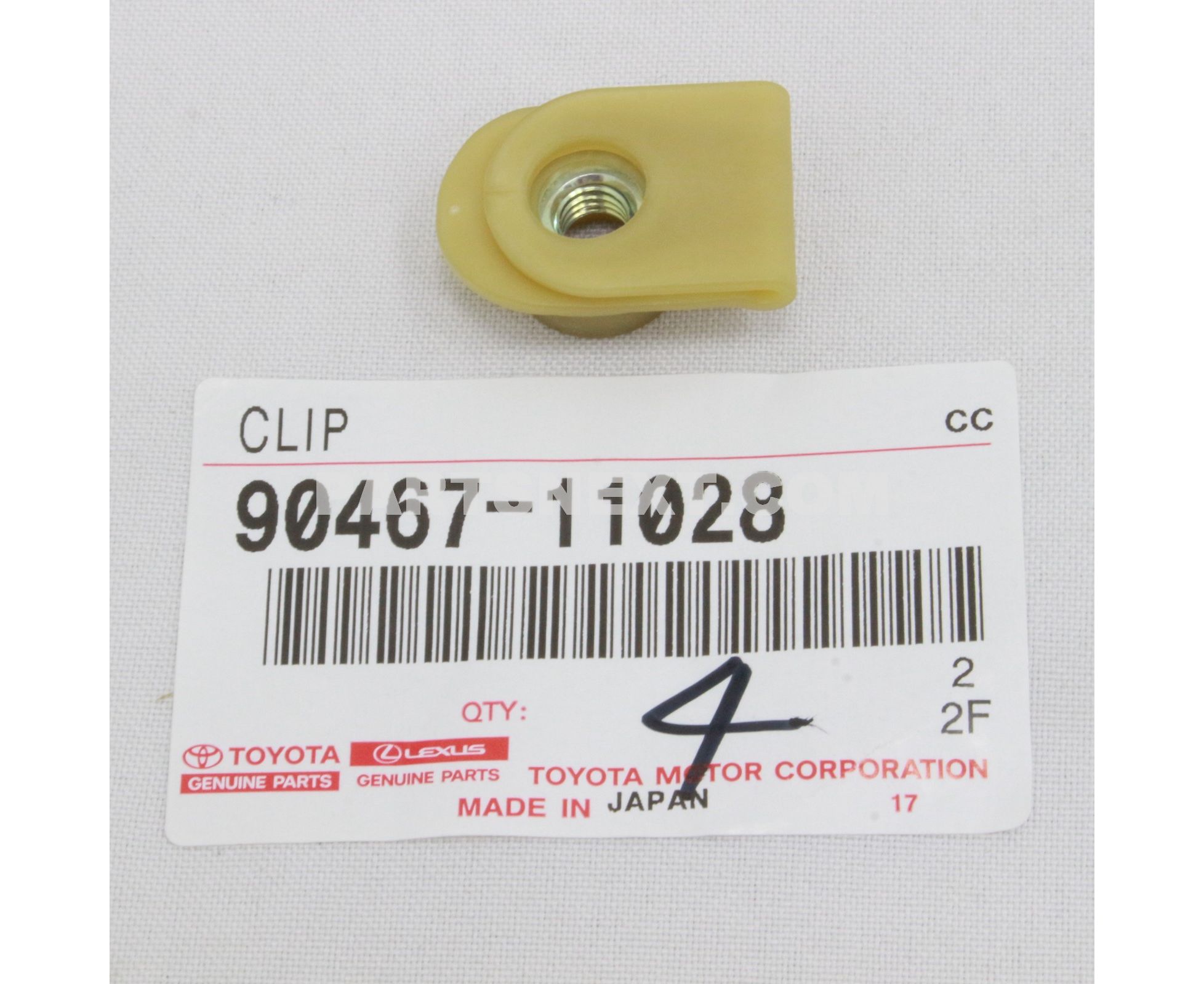 Toyota :: 90467-11028 RETAINER, REAR BUMPER, LOWER