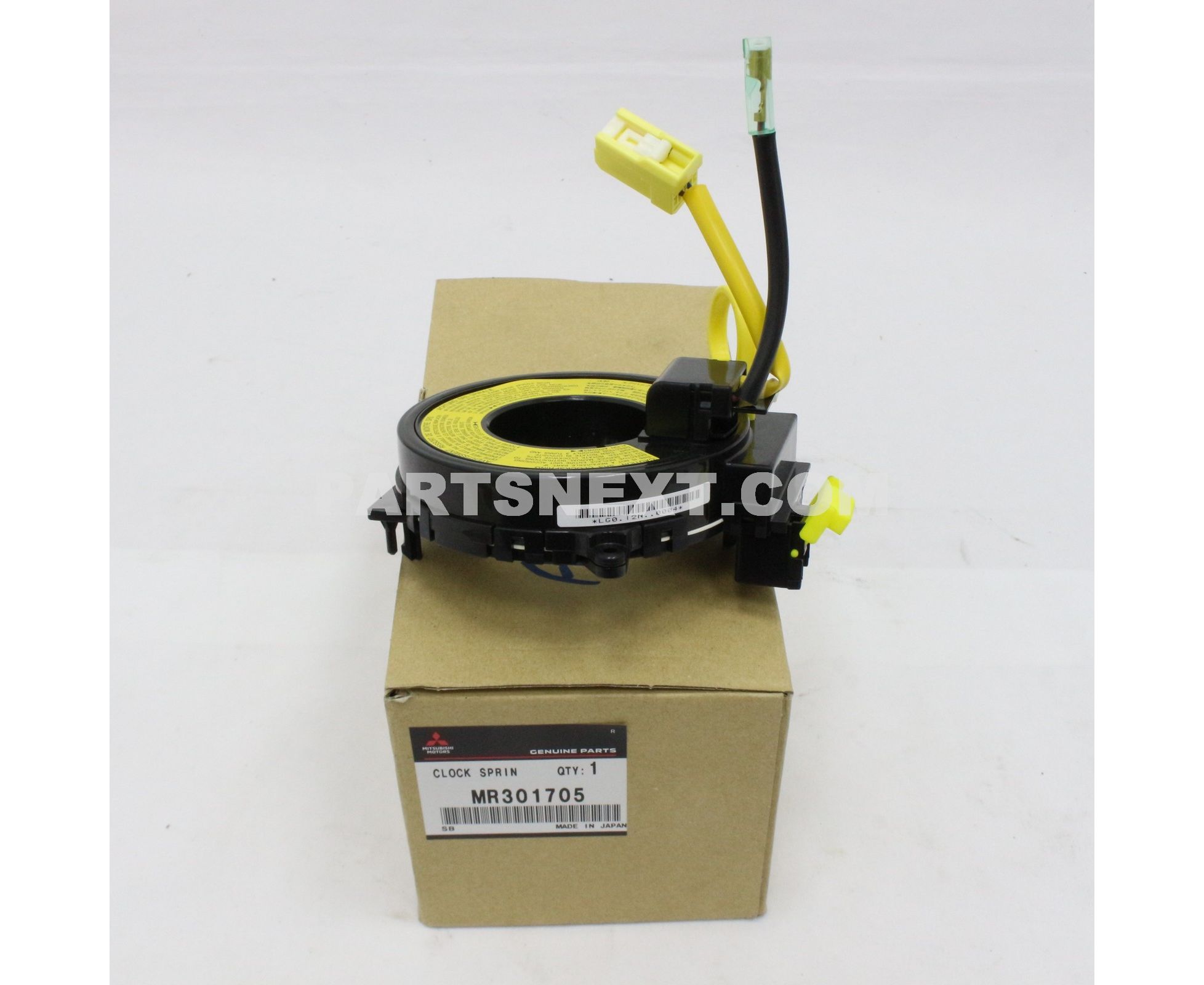 Mitsubishi :: MR301705 SPRING,AIR BAG SENSOR