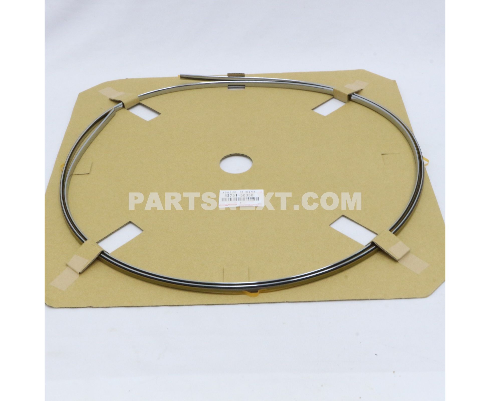 Toyota :: 52751-50030 MOULDING, REAR BUMPER