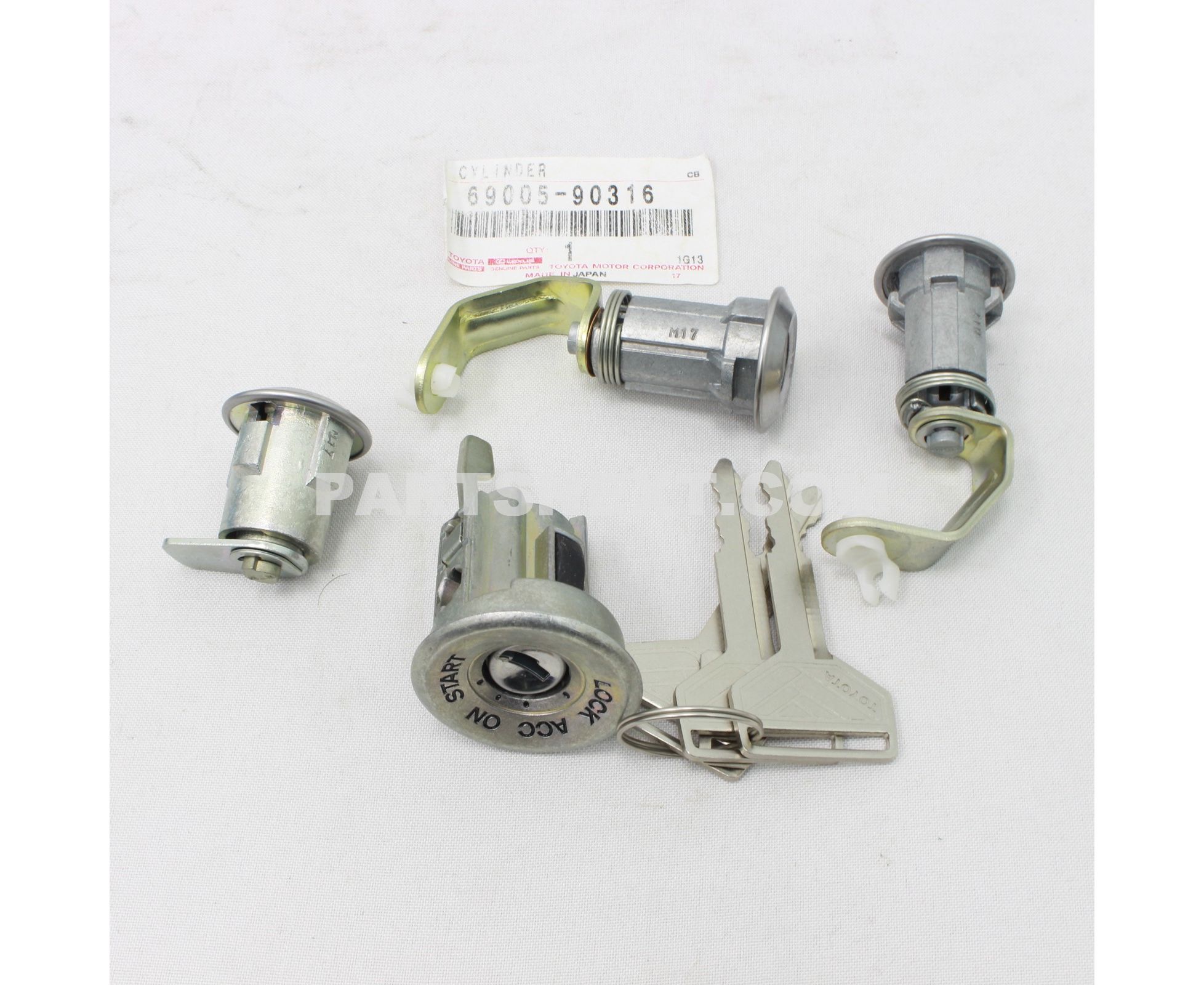 Toyota :: 69005-90316 CYLINDER SET, LOCK