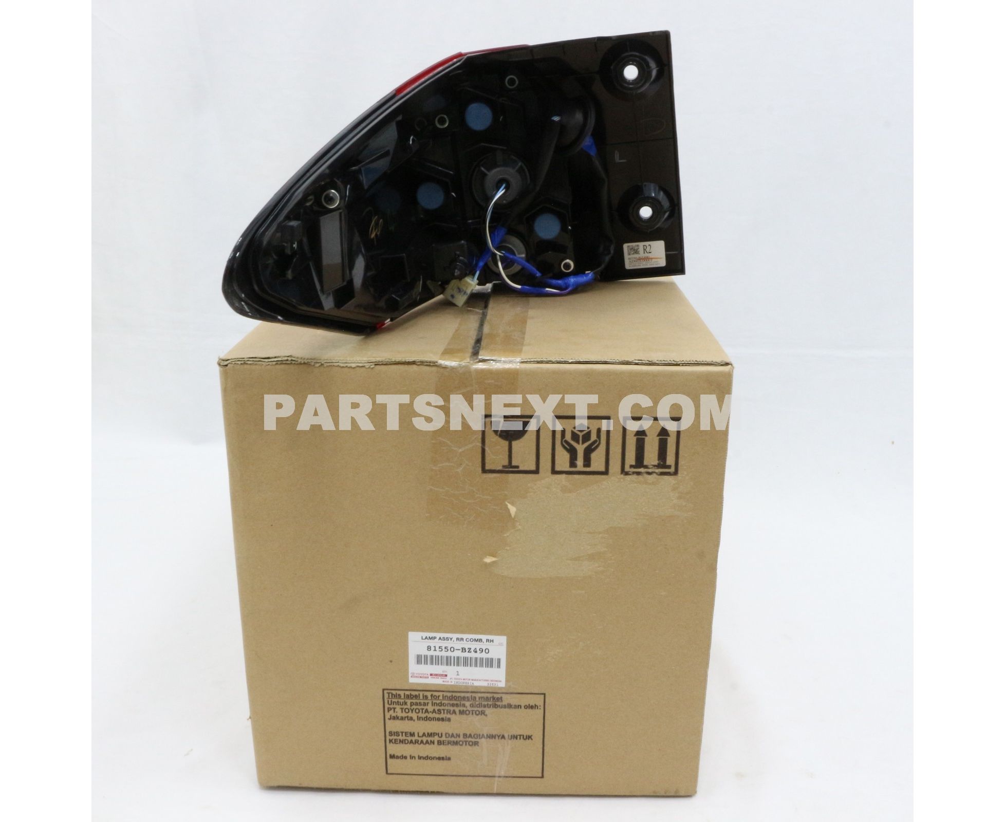 Toyota :: 81550-BZ490 LAMP ASSY RR COMBIN
