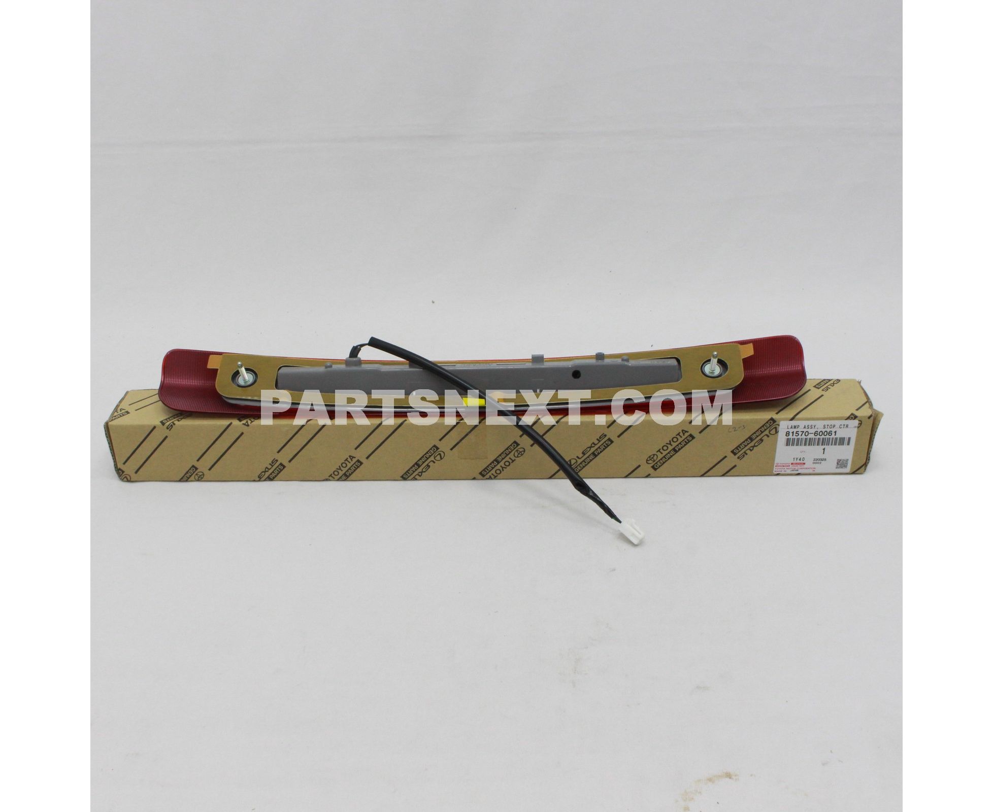Toyota :: 81570-60061 LAMP ASSY, CENTER STOP