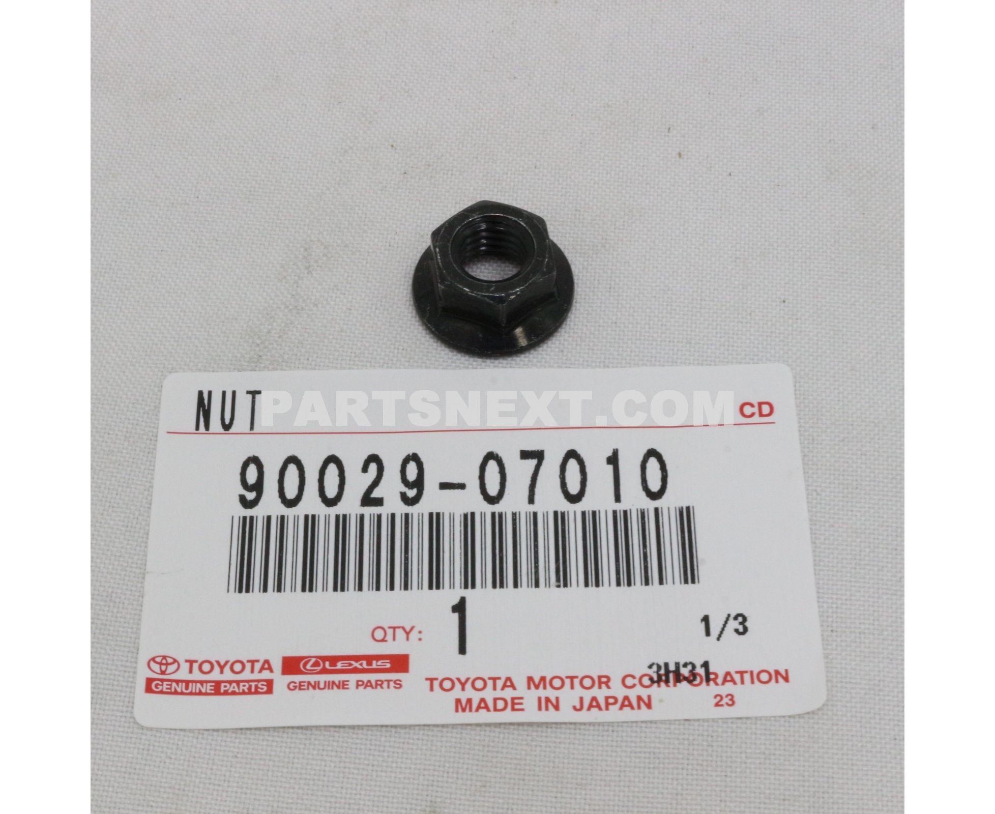 Toyota :: 90029-07010 NUT