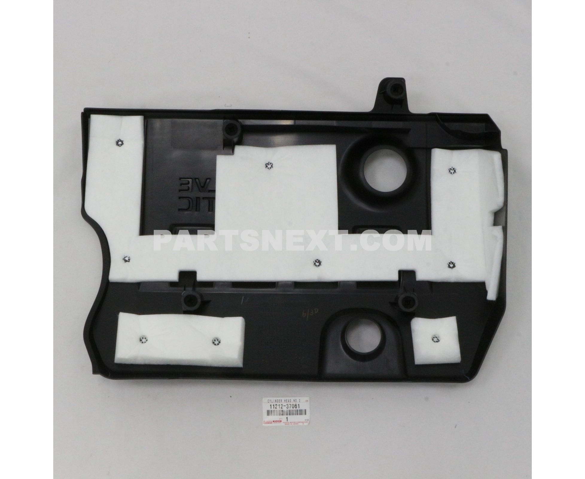 Toyota :: 11212-37061 COVER, CYLINDER HEAD, NO.2