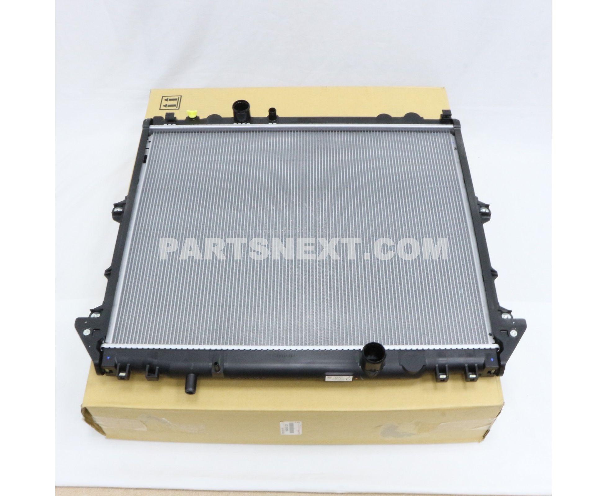 Toyota :: 16400-0L120 RADIATOR ASSY
