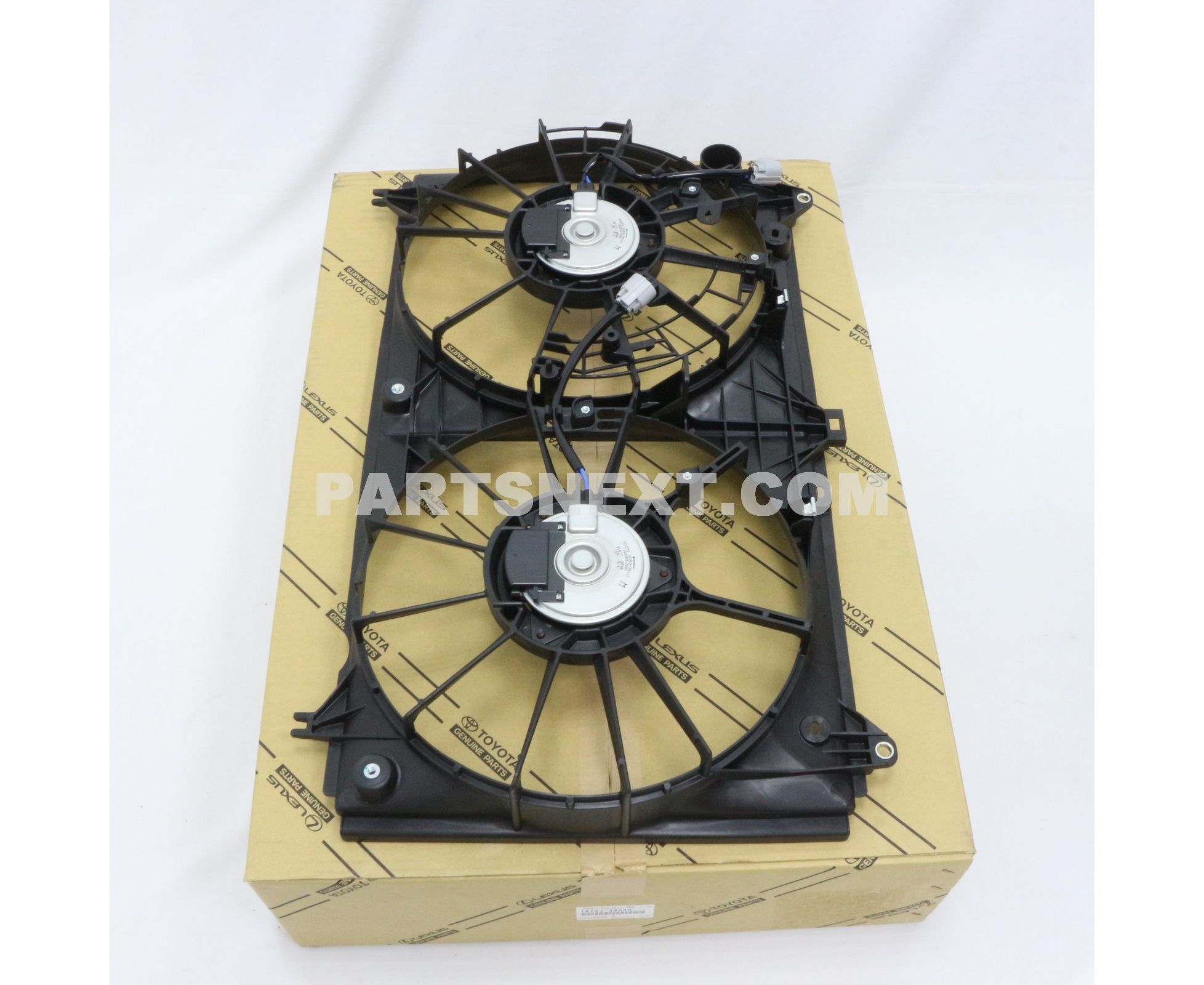 Toyota :: 16701-38040 SHROUD SUB-ASSY, FAN