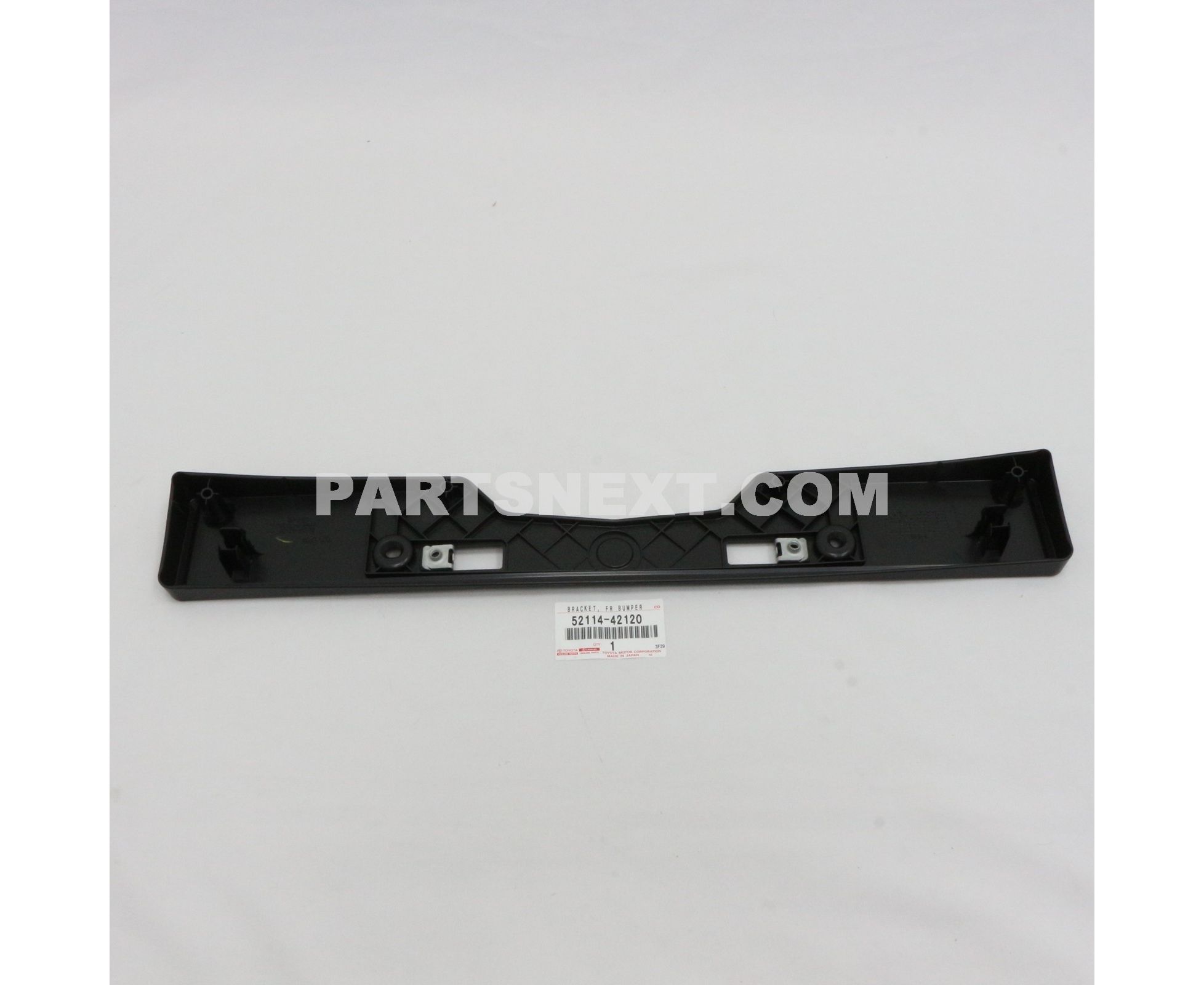 Toyota :: 52114-42120 BRACKET FR BUMPER