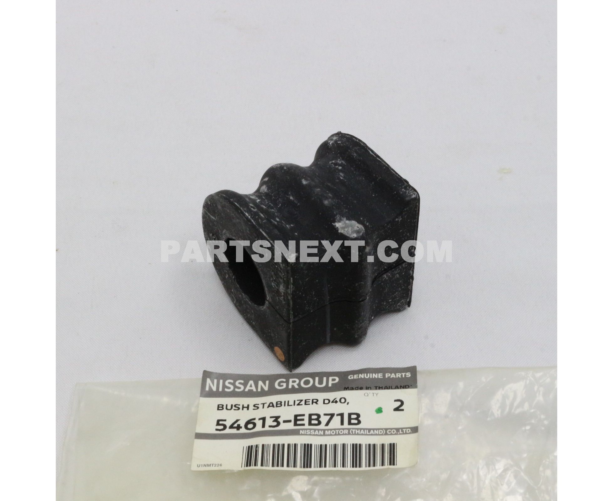 Nissan :: 54613-EB71B BUSH-STABILIZER