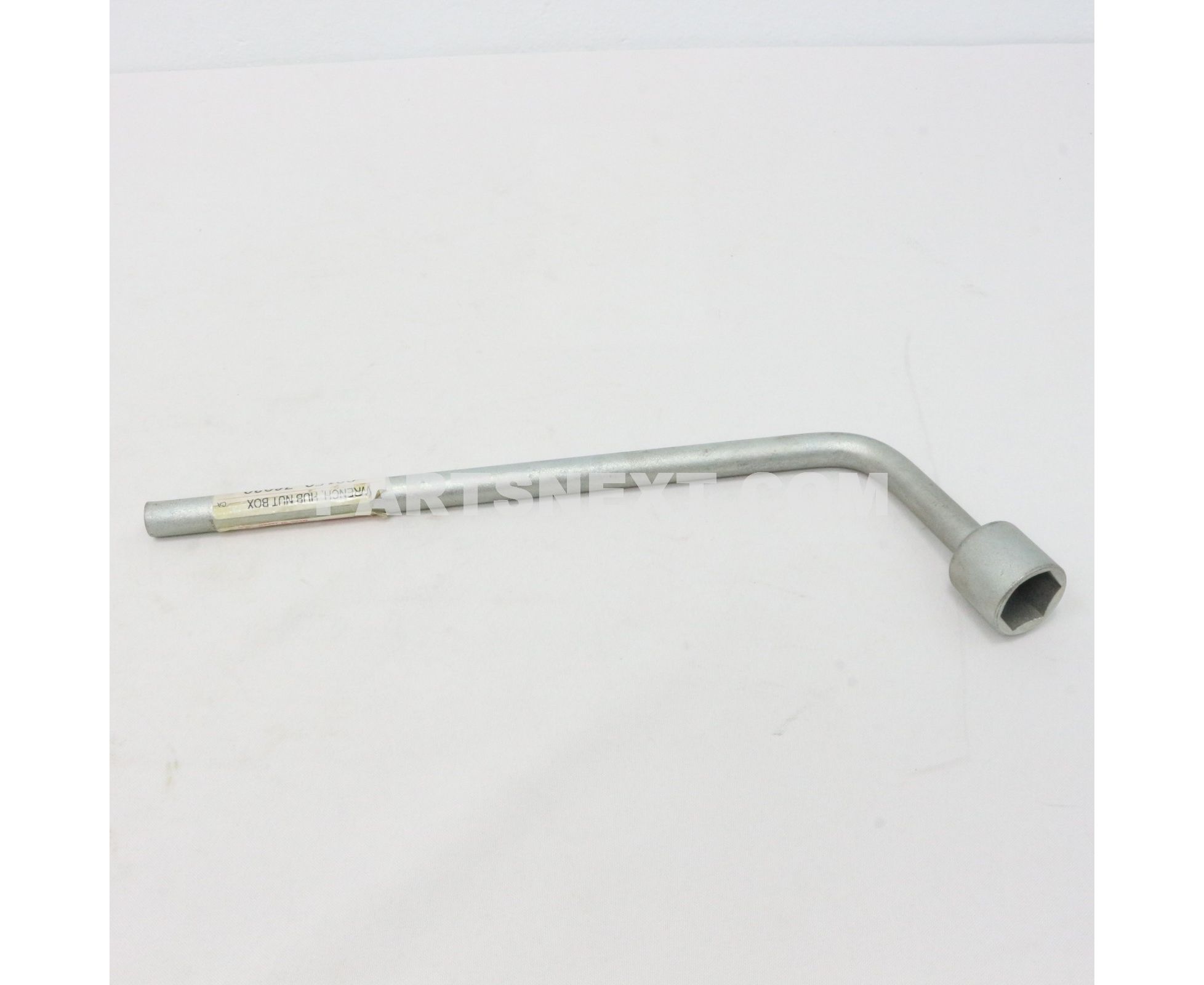 Toyota :: 09150-76020 WRENCH, HUB NUT BOX