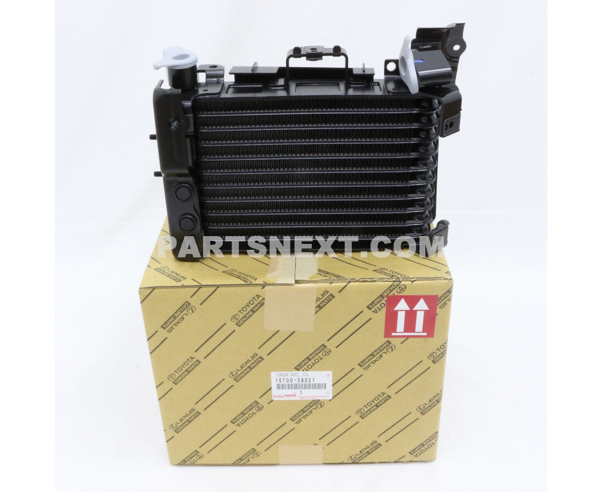 Toyota :: 15700-38021 COOLER ASSY, OIL W/BRACKET