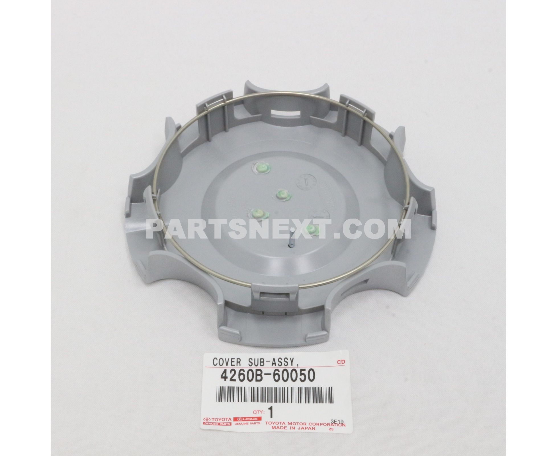 Toyota :: 4260B-60050 ORNAMENT SUB-ASSY, WHEEL HUB