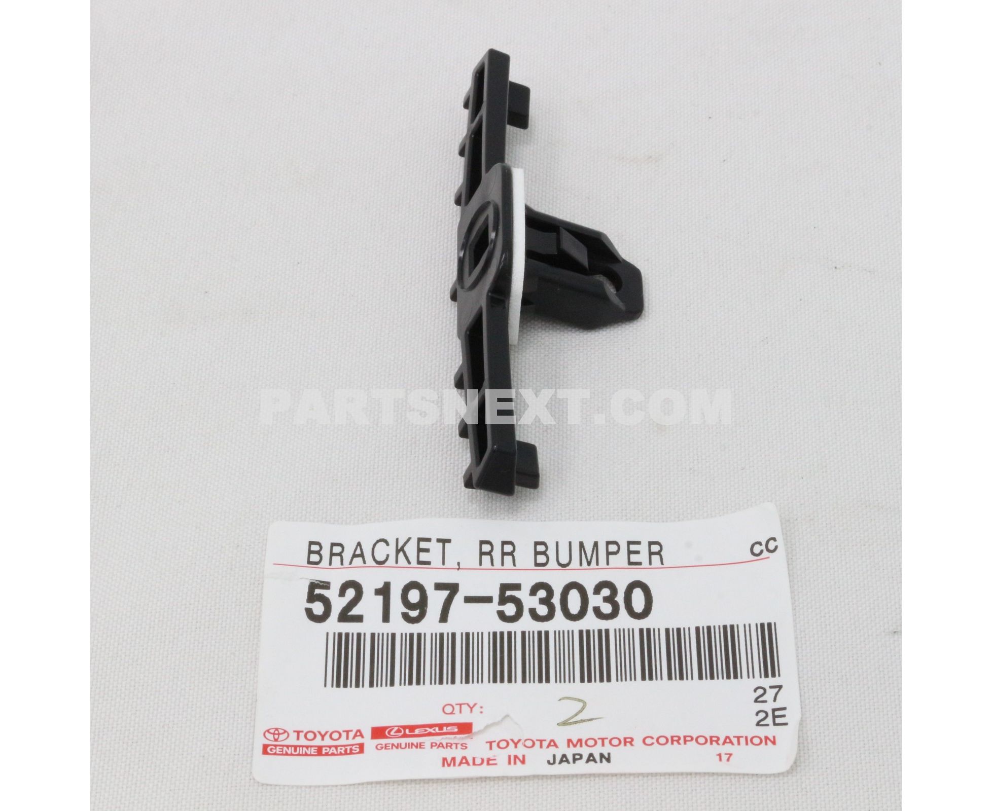 Toyota :: 52197-53030 BRACKET, REAR BUMPER SEAL, RH/LH