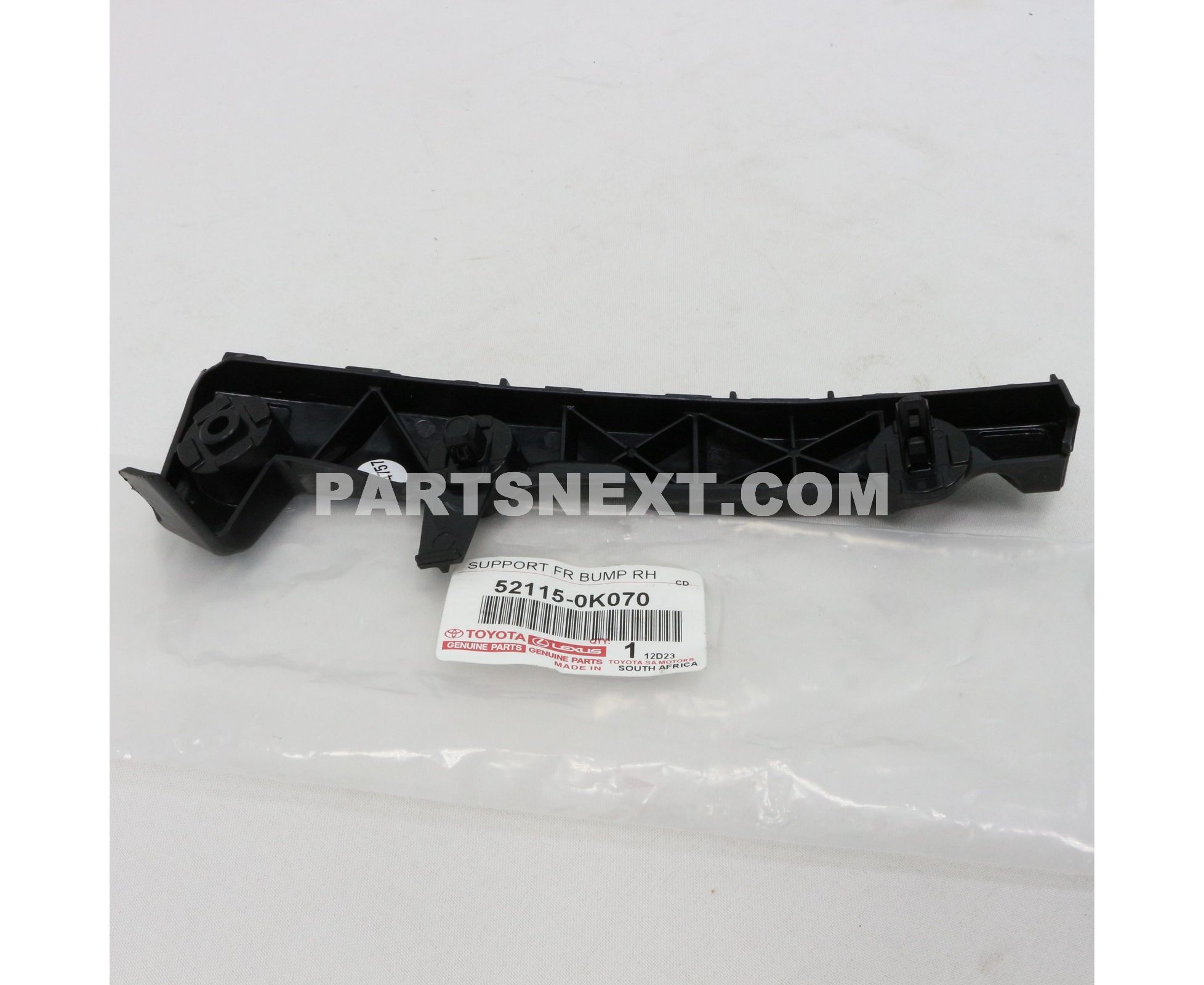 Toyota :: 52115-0K070 SUPPORT, FRONT BUMPER SIDE, RH