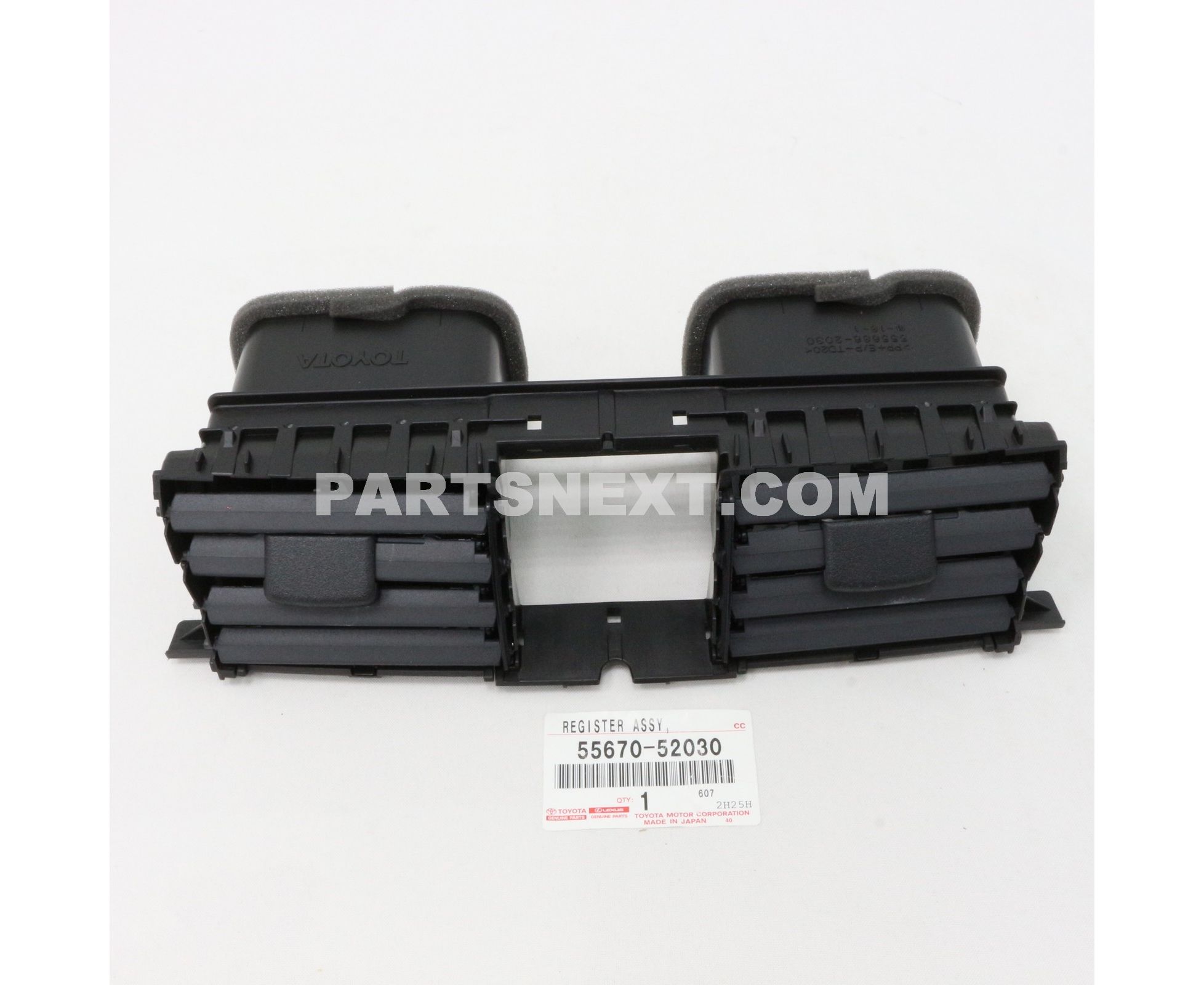 Toyota :: 55670-52030 REGISTER ASSY, INSTRUMENT PANEL, CENTER