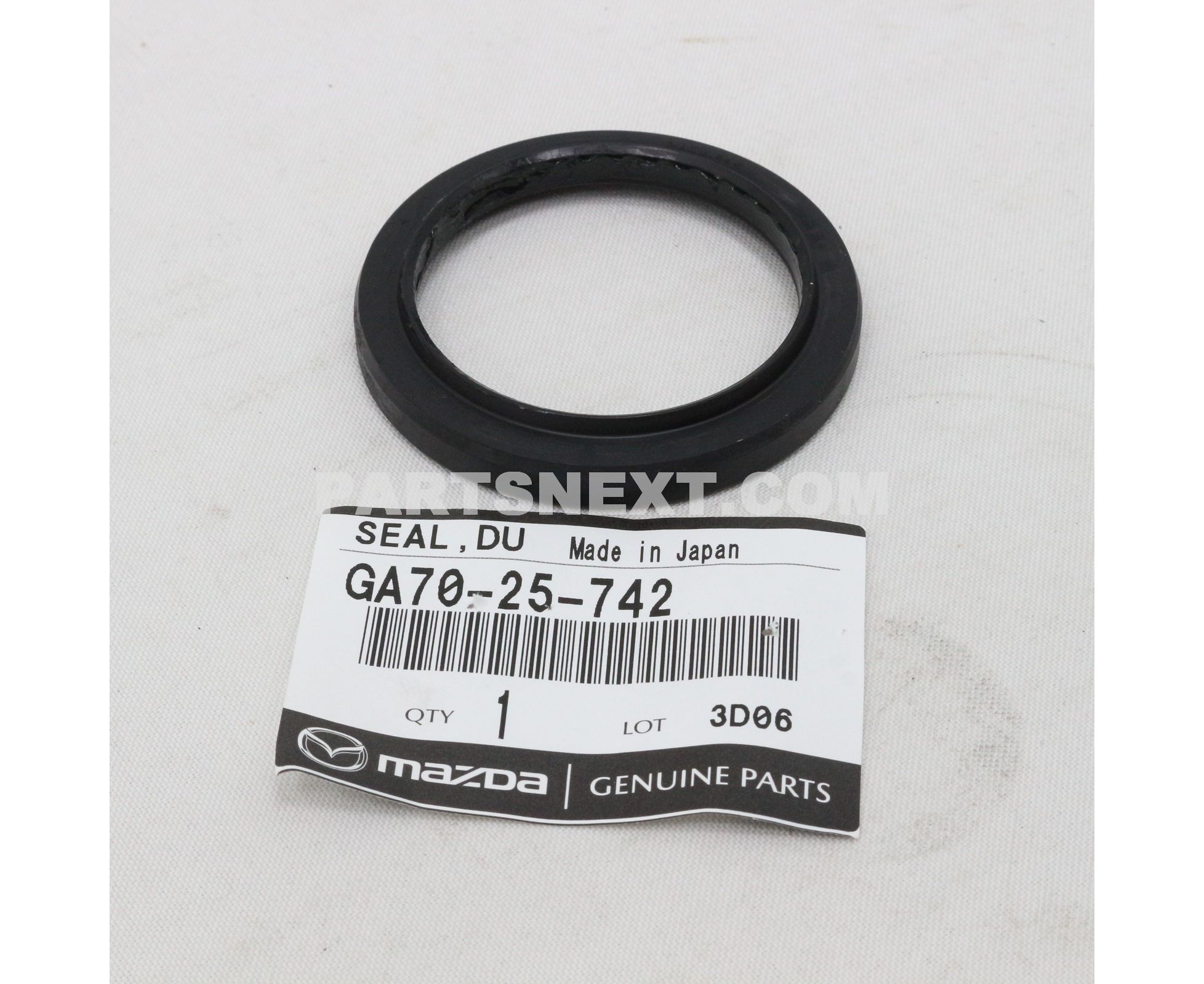 Mazda :: GA70-25-742 SEAL,DUST