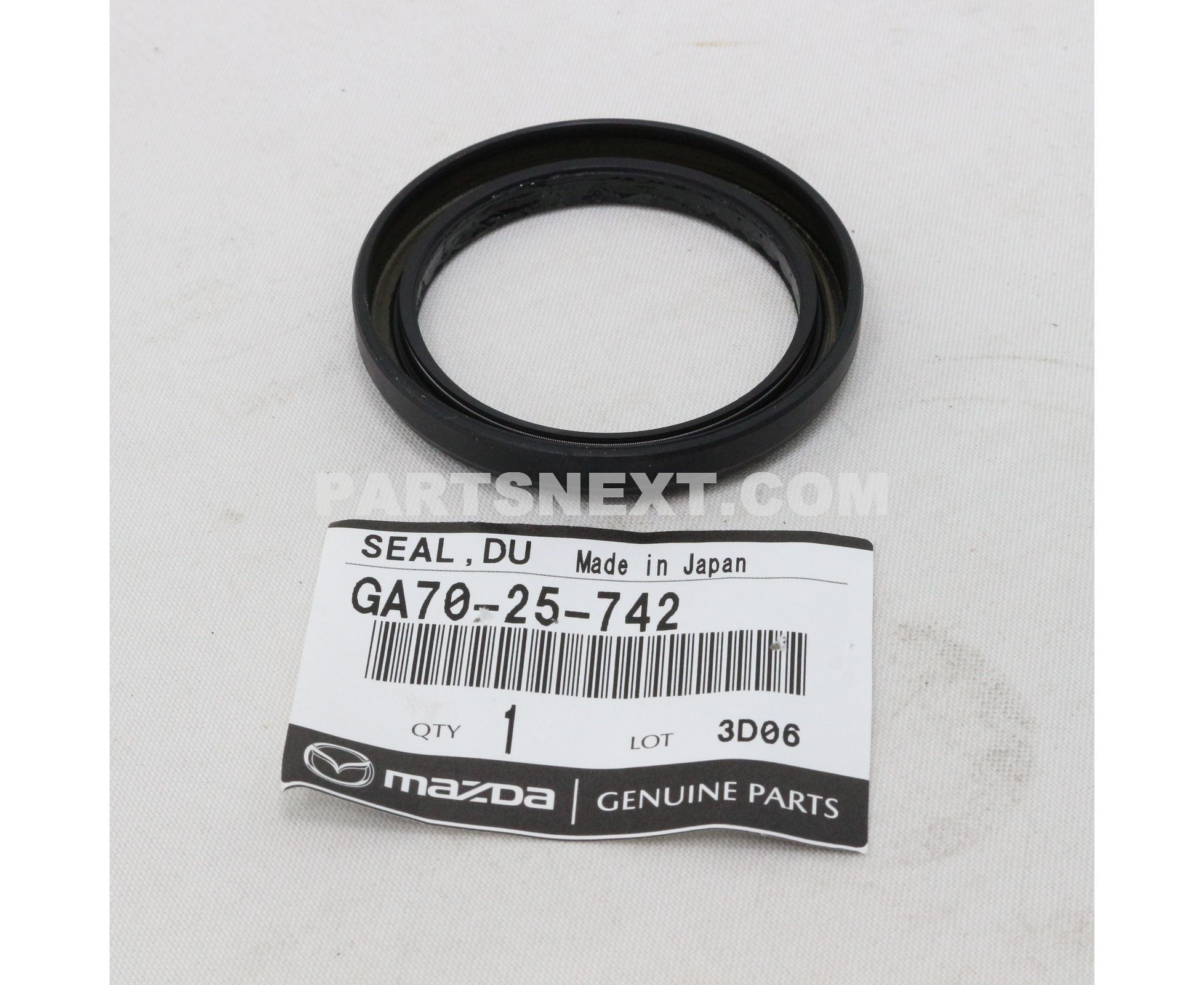 Mazda :: GA70-25-742 SEAL,DUST