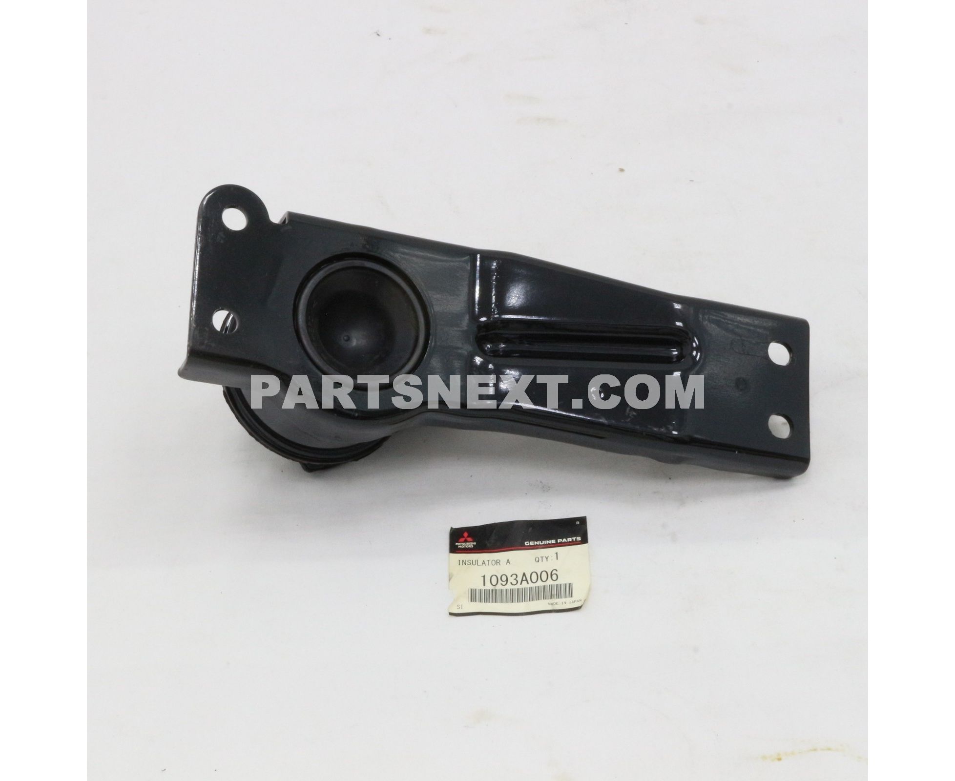 Mitsubishi :: 1093A006 CUSHION,C/MBR ENG MOUNTING