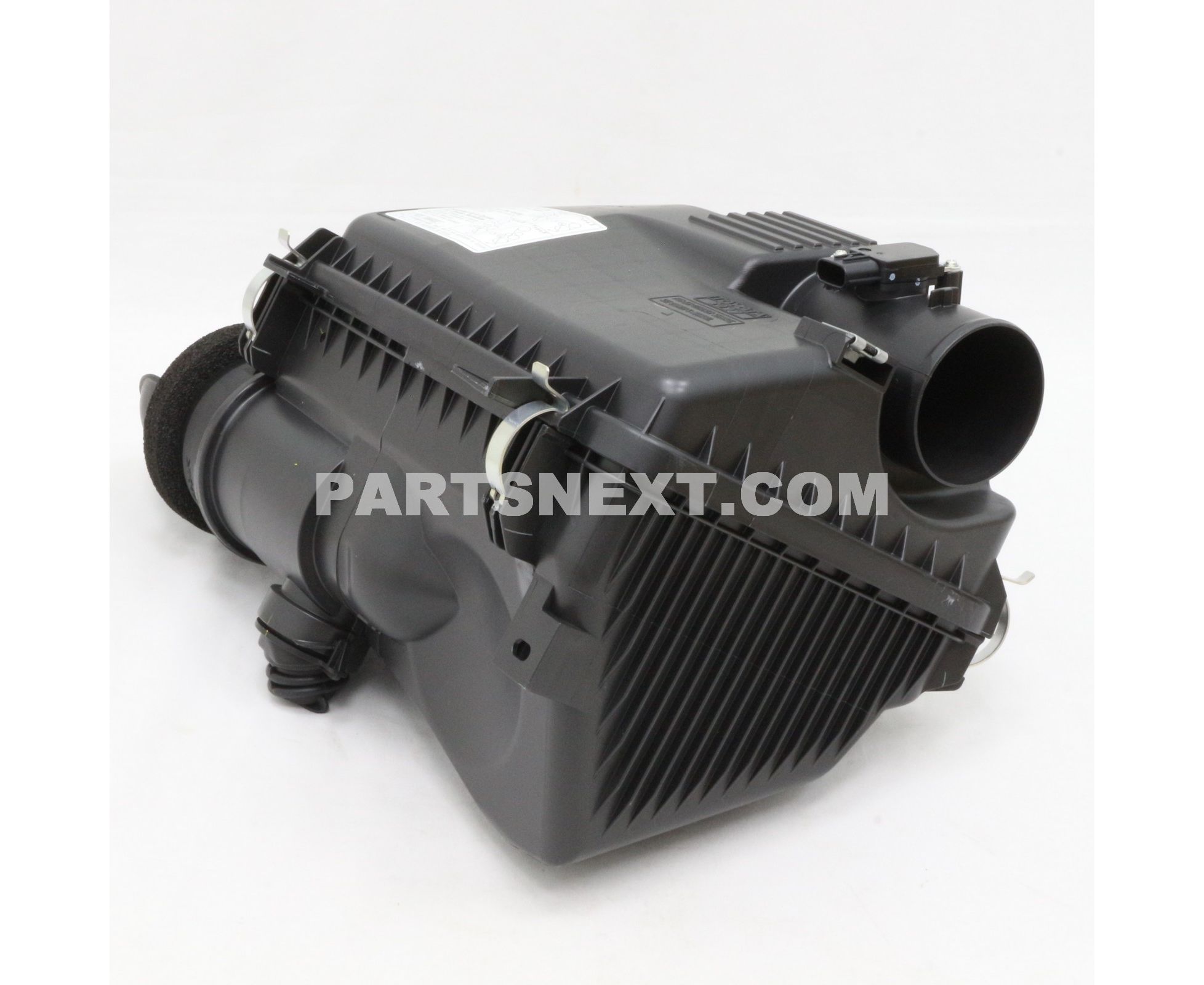 Toyota :: 17700-30270 CLEANER ASSY, AIR