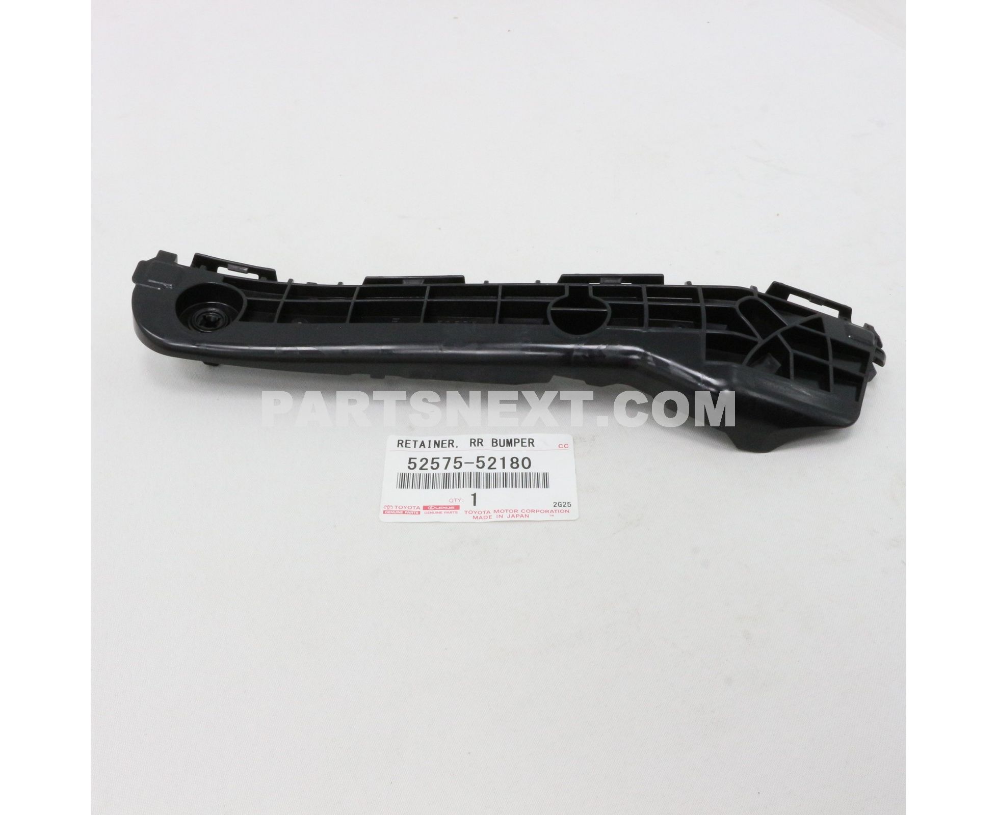 Toyota :: 52575-52180 RETAINER, REAR BUMPER SIDE, RH