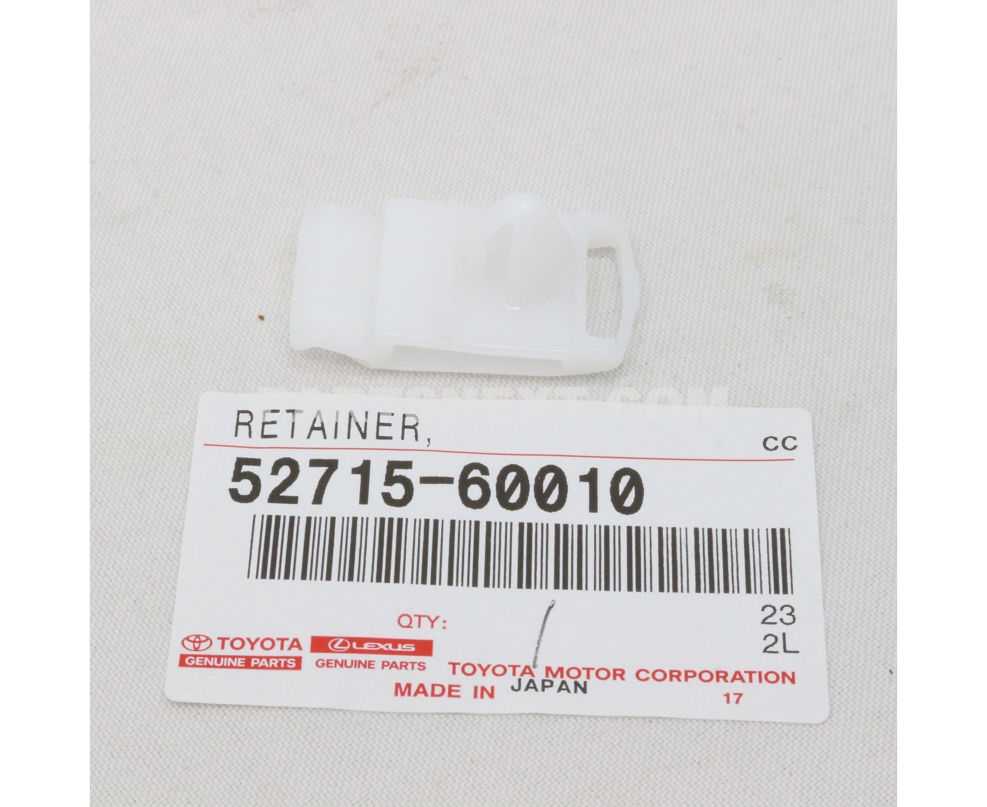 Toyota :: 52715-60010 RETAINER, FRONT BUMPER MOULDING, NO.1