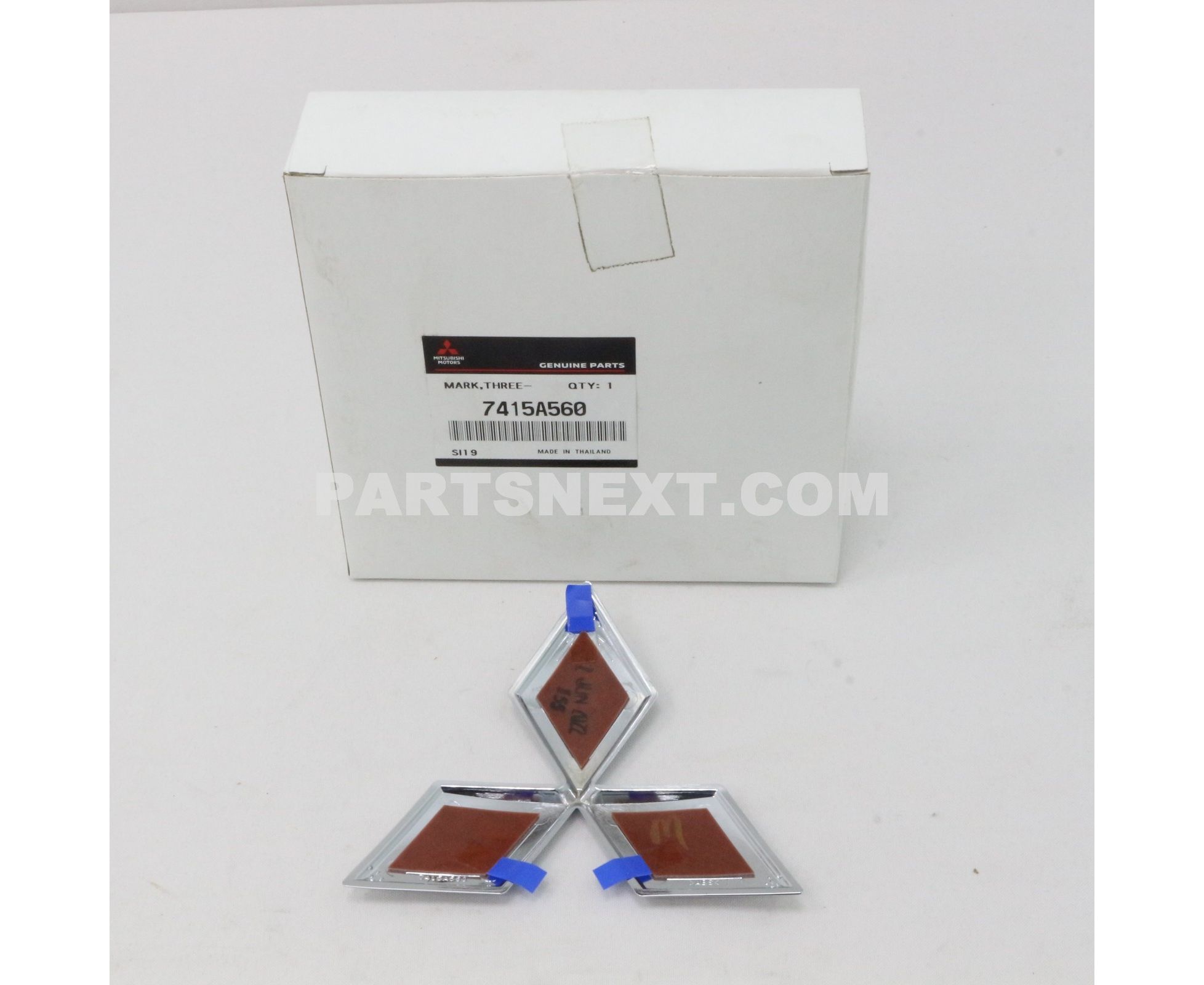 Mitsubishi :: 7415A560 MARK,THREE-DIA