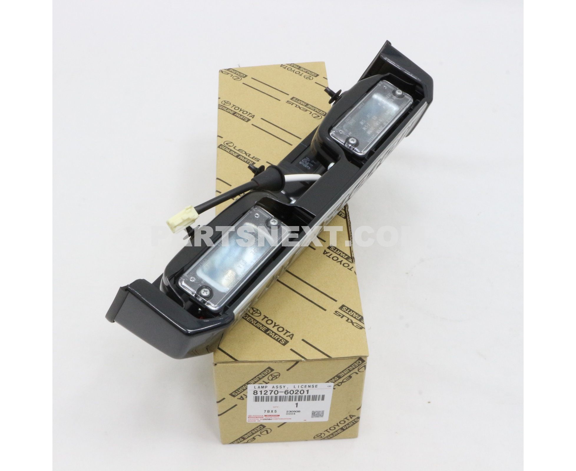 Toyota :: 81270-60201 LAMP ASSY, LICENSE PLATE