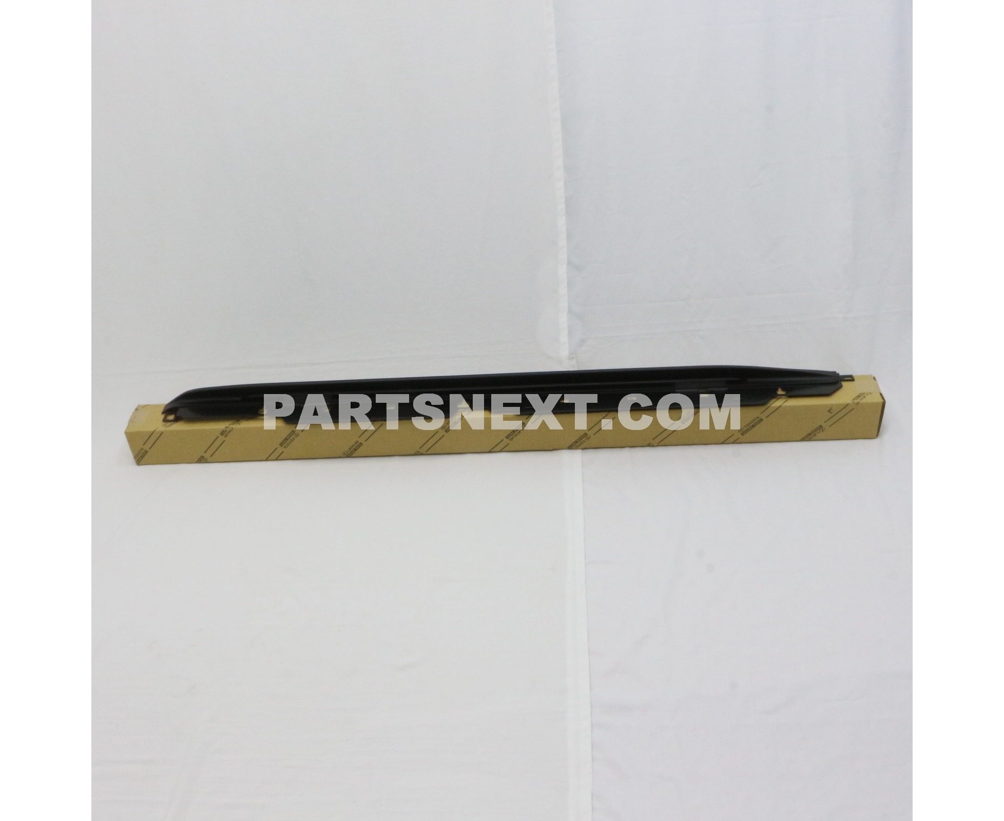 Toyota :: 51779-60130 COVER, SIDE DOOR STEP PLATE, NO.2