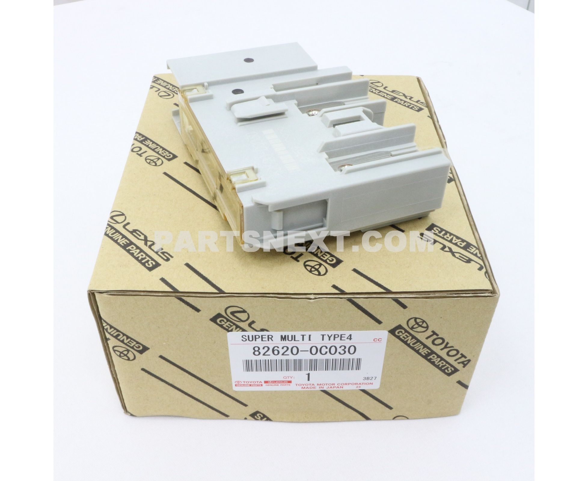 Toyota :: 82620-0C030 BLOCK ASSY, FUSIBLE LINK