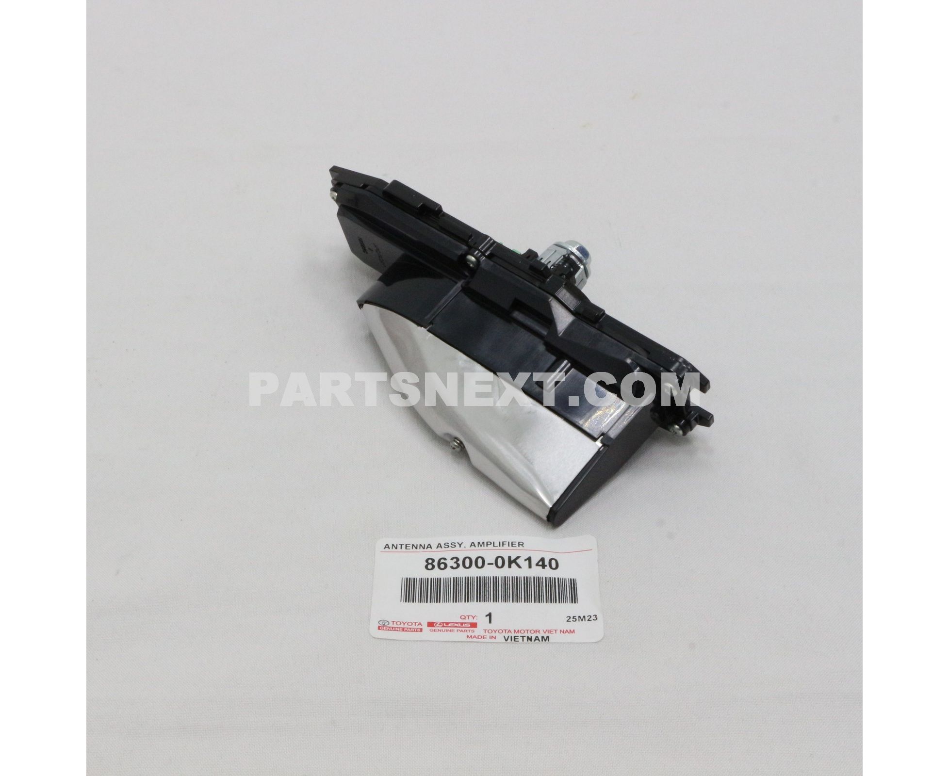 Toyota :: 86300-0K140 ANTENNA ASSY