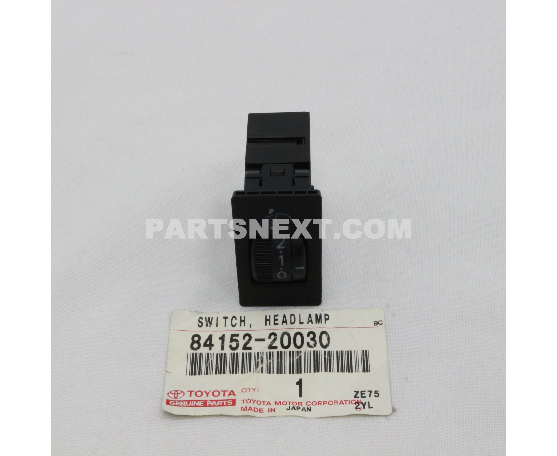 Toyota :: 84152-20030 SWITCH, HEADLAMP LEVELING