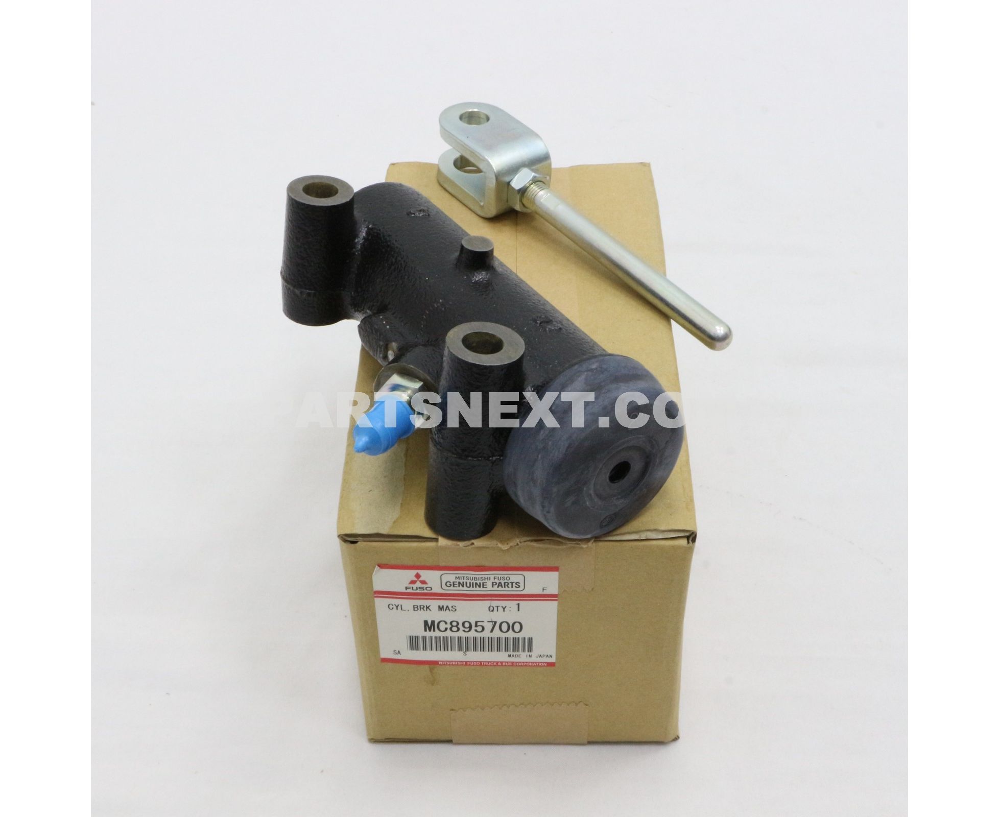 Mitsubishi :: MC895700 CYLINDER ASSY,BRAKE