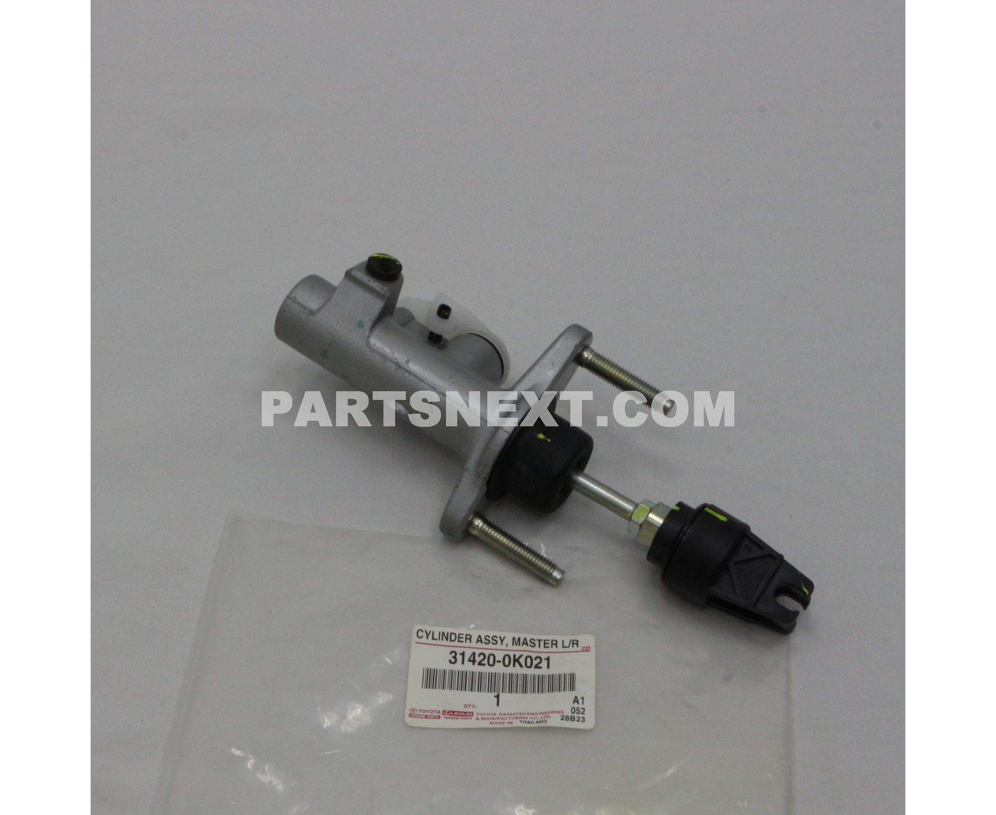 Toyota :: 31420-0K021 CYLINDER ASSY, CLUTCH MASTER