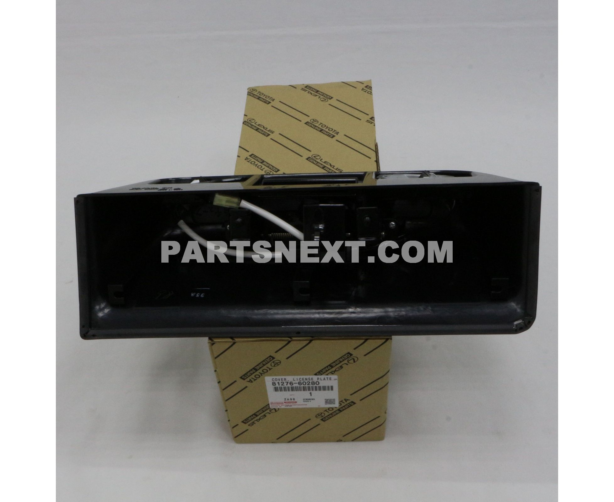 Toyota :: 81276-60280 COVER, LICENSE PLATE LAMP