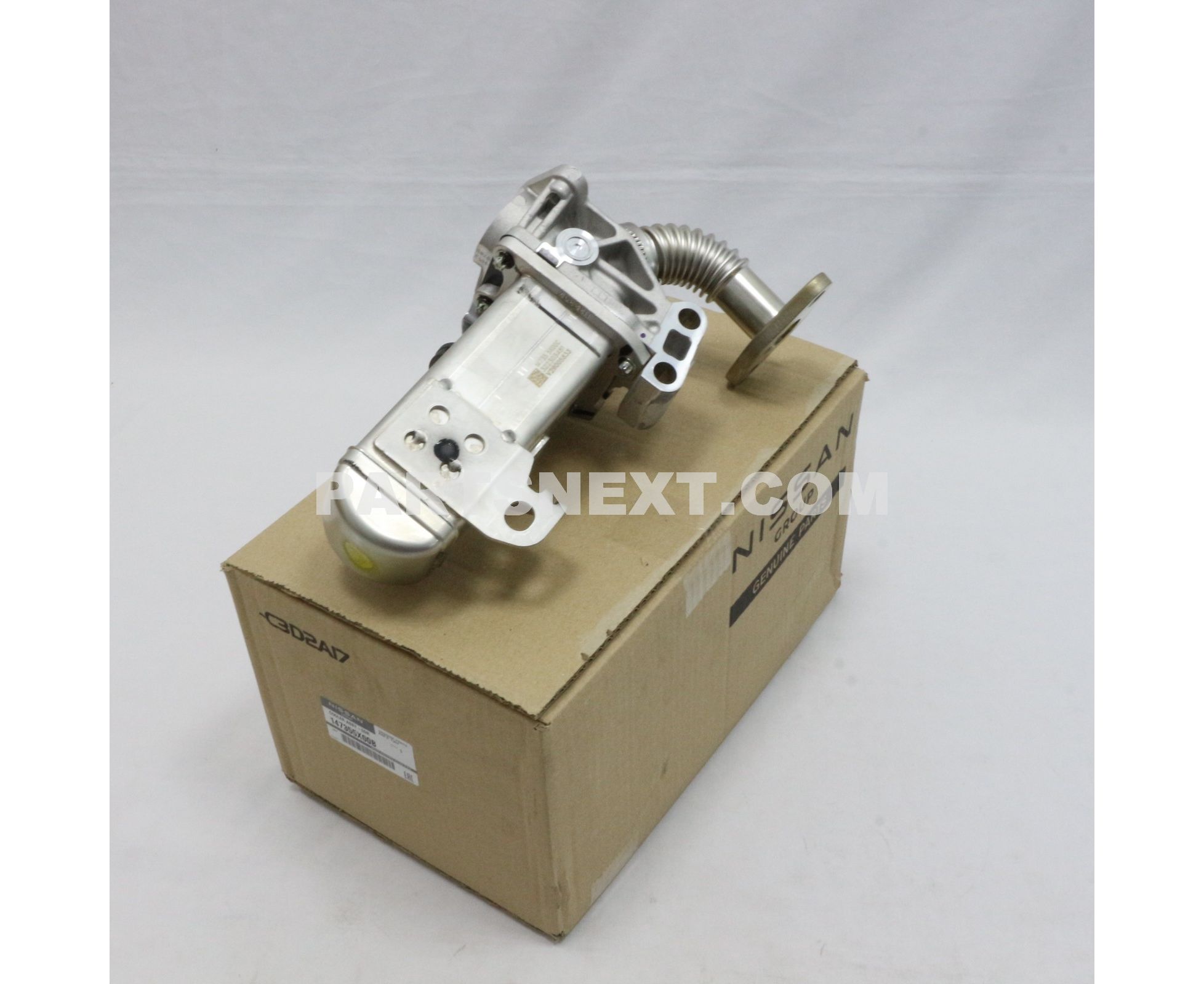 Nissan :: 14735-5X00B COOLER ASSY EGR