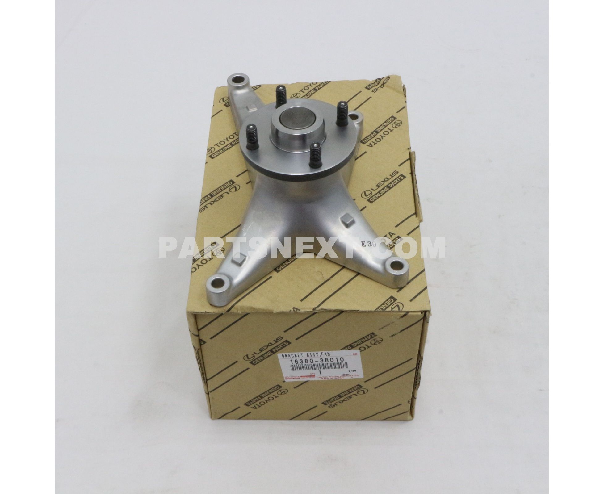 Toyota :: 16380-38010 BRACKET, FLUID COUPLING