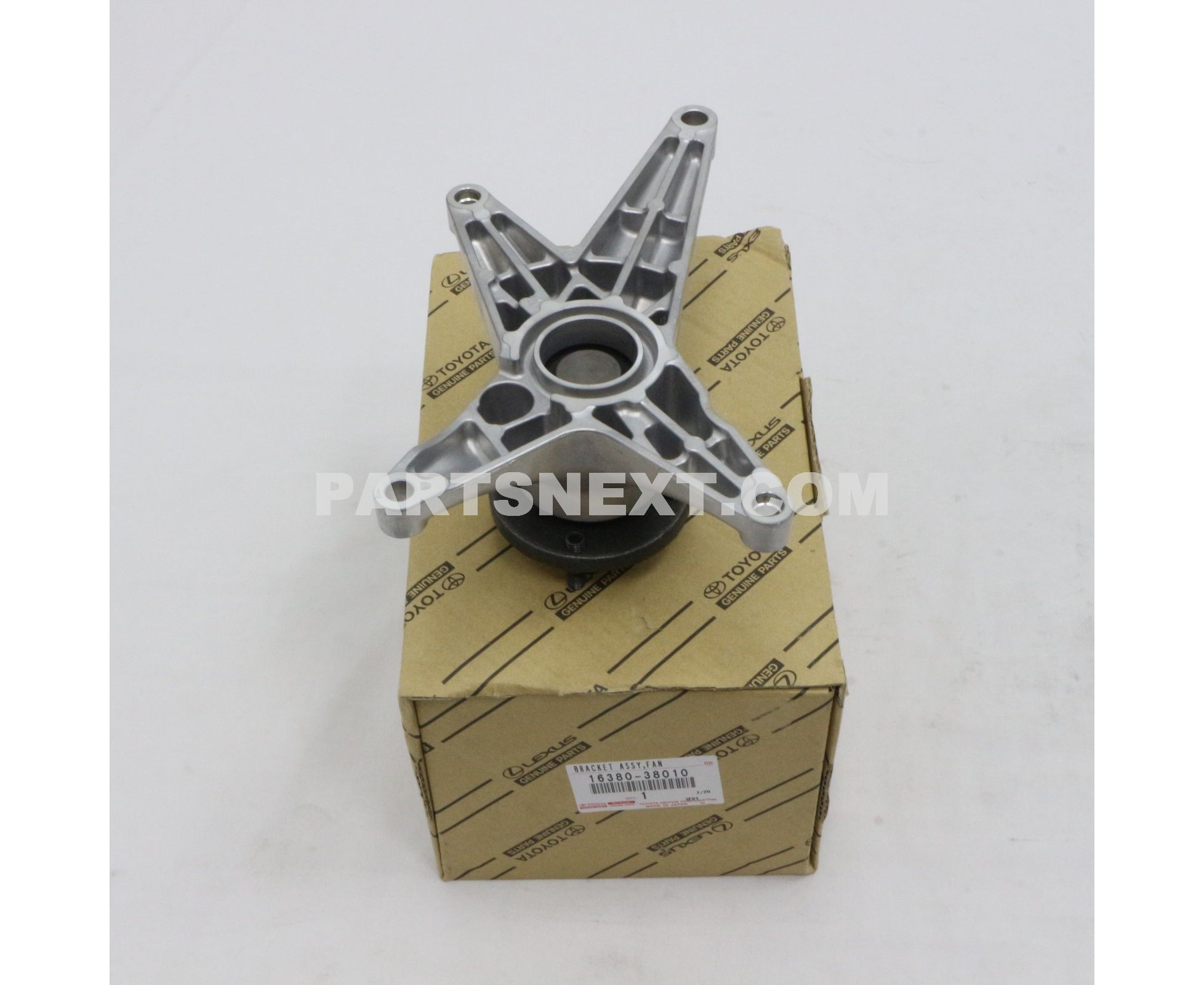 Toyota :: 16380-38010 BRACKET, FLUID COUPLING