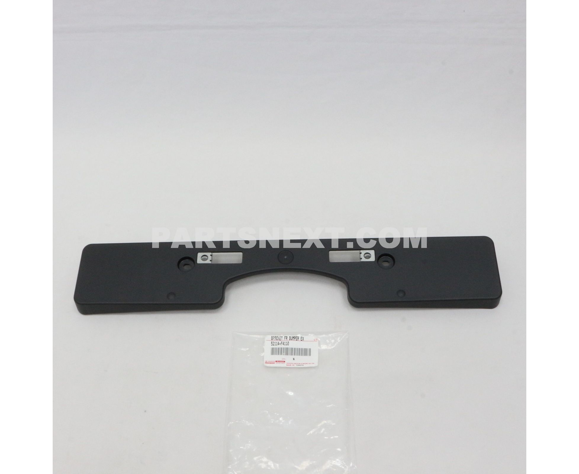 Toyota :: 52114-F4110 BRACKET, FR BUMPER