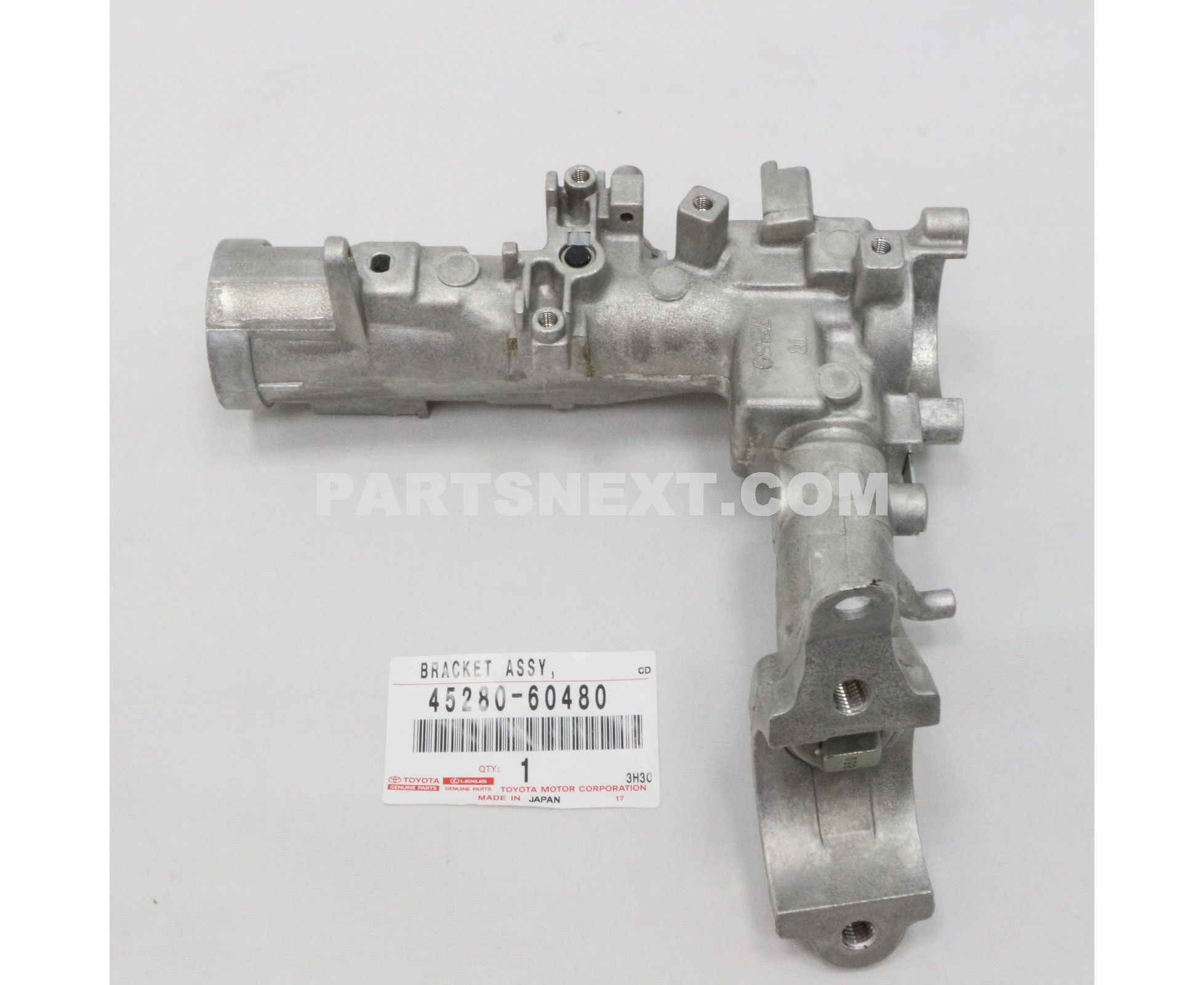 Toyota :: 45280-60480 BRACKET ASSY, STEERING COLUMN, UPPER