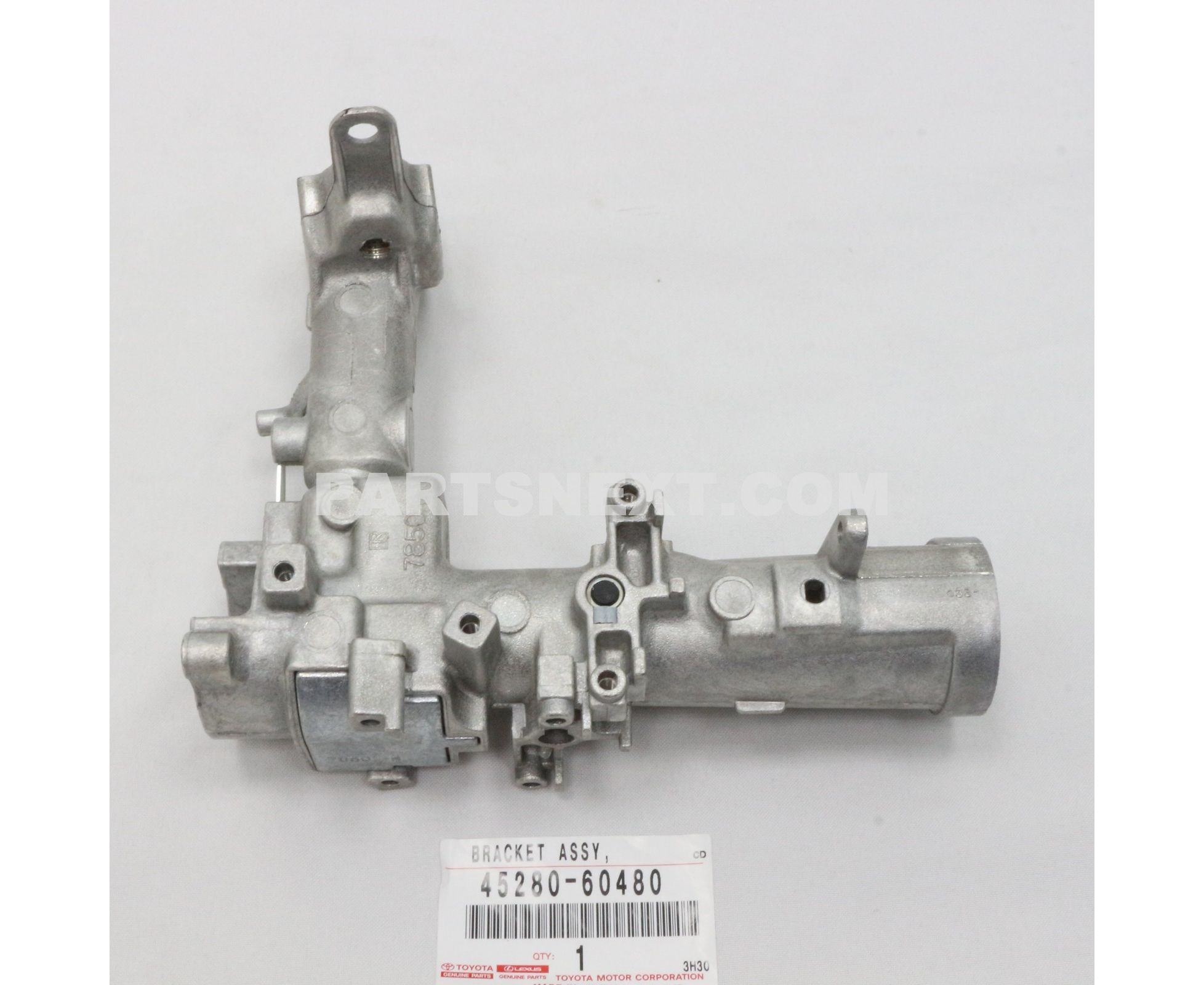 Toyota :: 45280-60480 BRACKET ASSY, STEERING COLUMN, UPPER