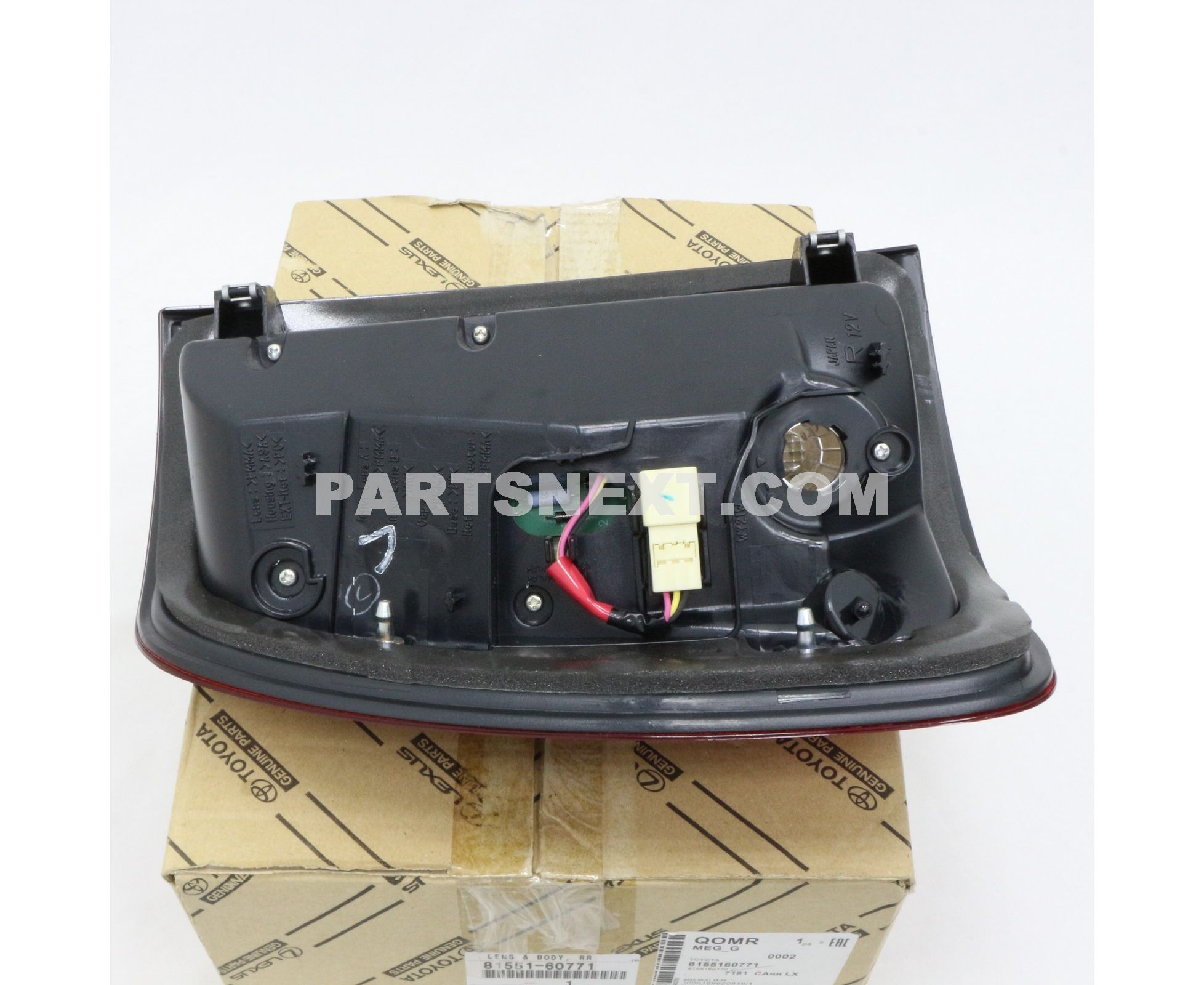 Toyota :: 81551-60771 LENS & BODY, REAR COMBINATION LAMP, RH