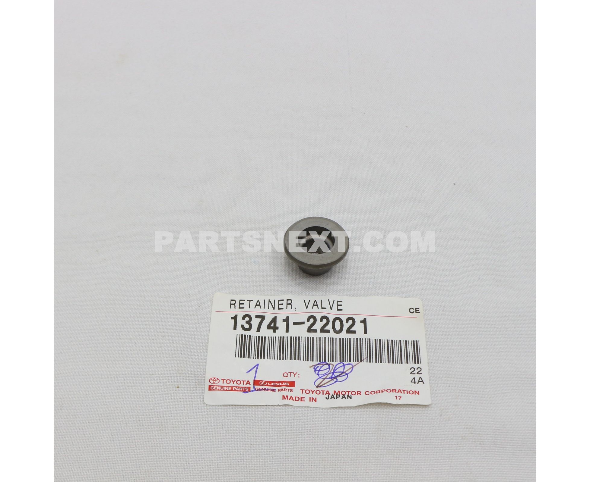 Toyota :: 13741-22021 RETAINER, VALVE SPRING