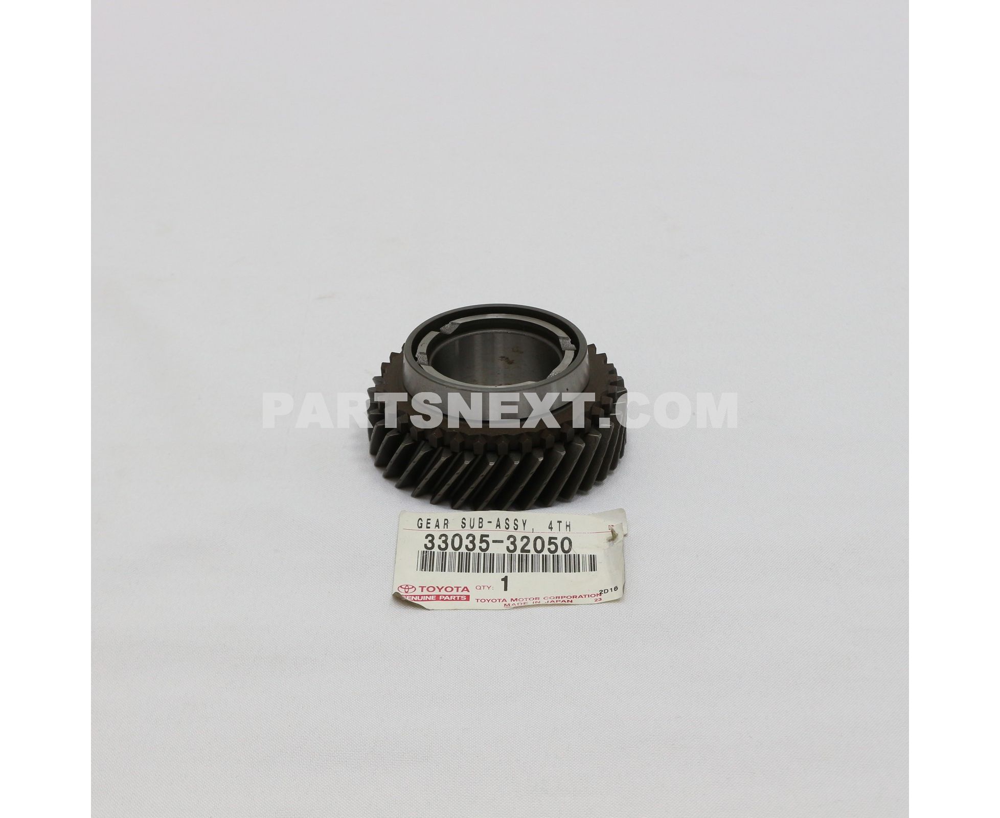 Toyota :: 33035-32050 GEAR, 4TH