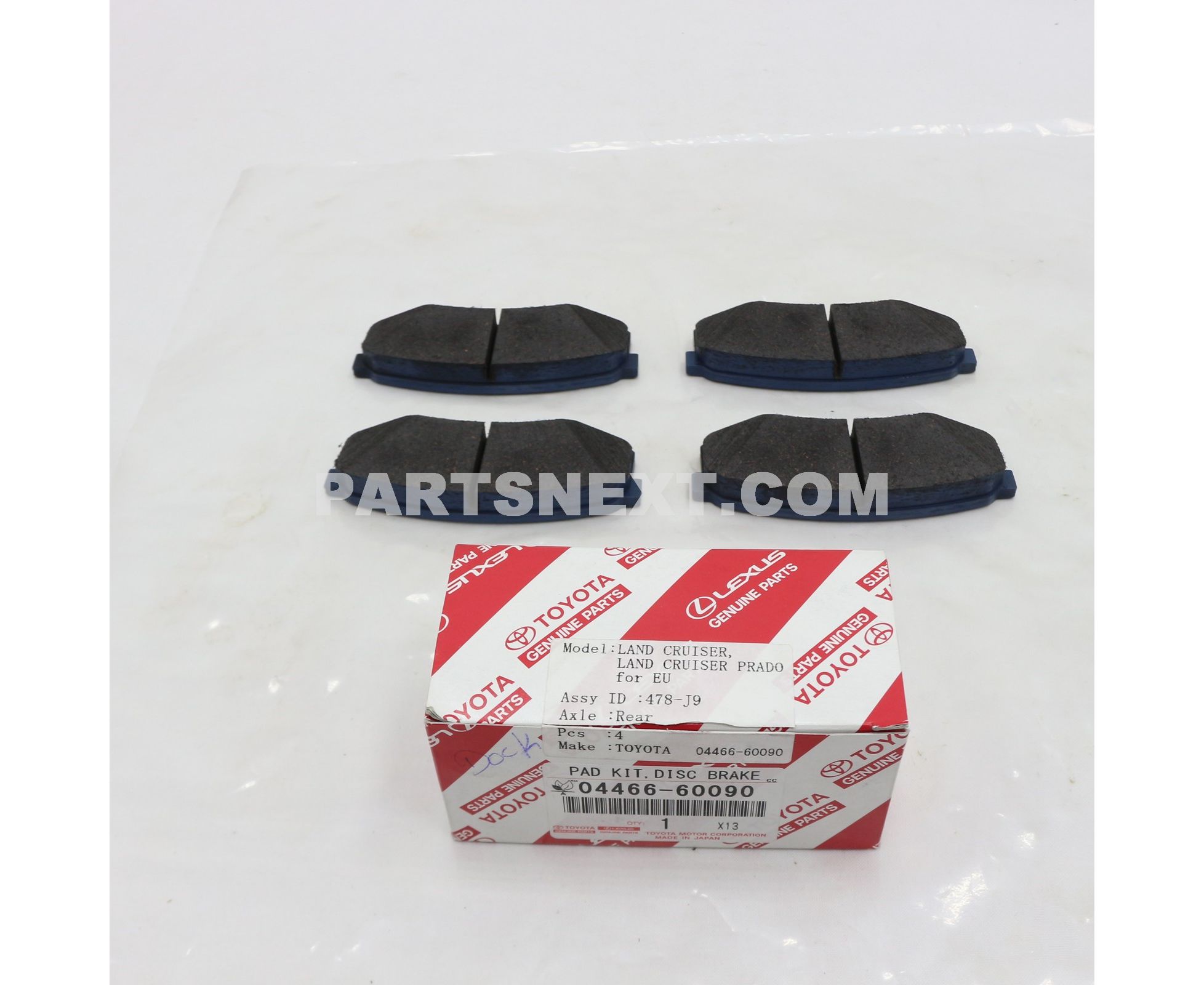 Toyota :: 04466-60090 PAD KIT, DISC BRAKE, REAR