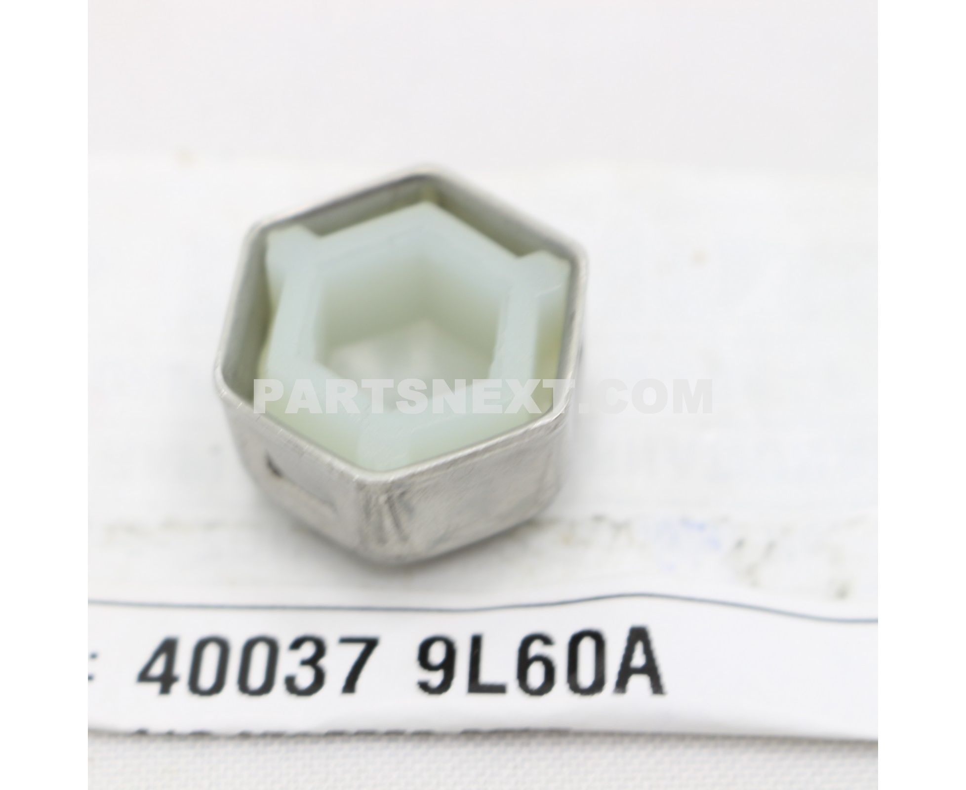 Nissan :: 40037-9L60A CAP-STOPPER BOLT