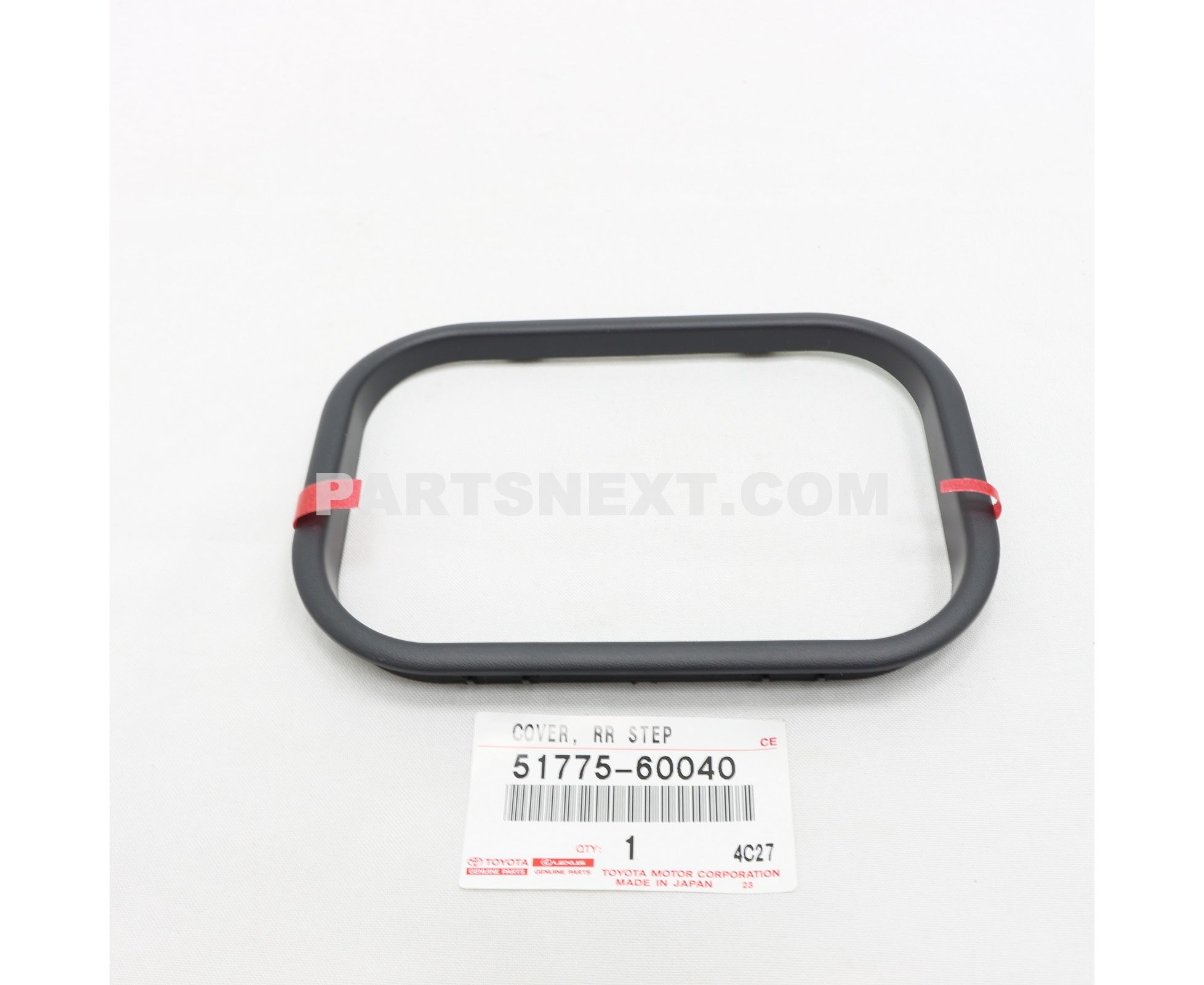 Toyota :: 51775-60040 STEP, REAR BUMPER