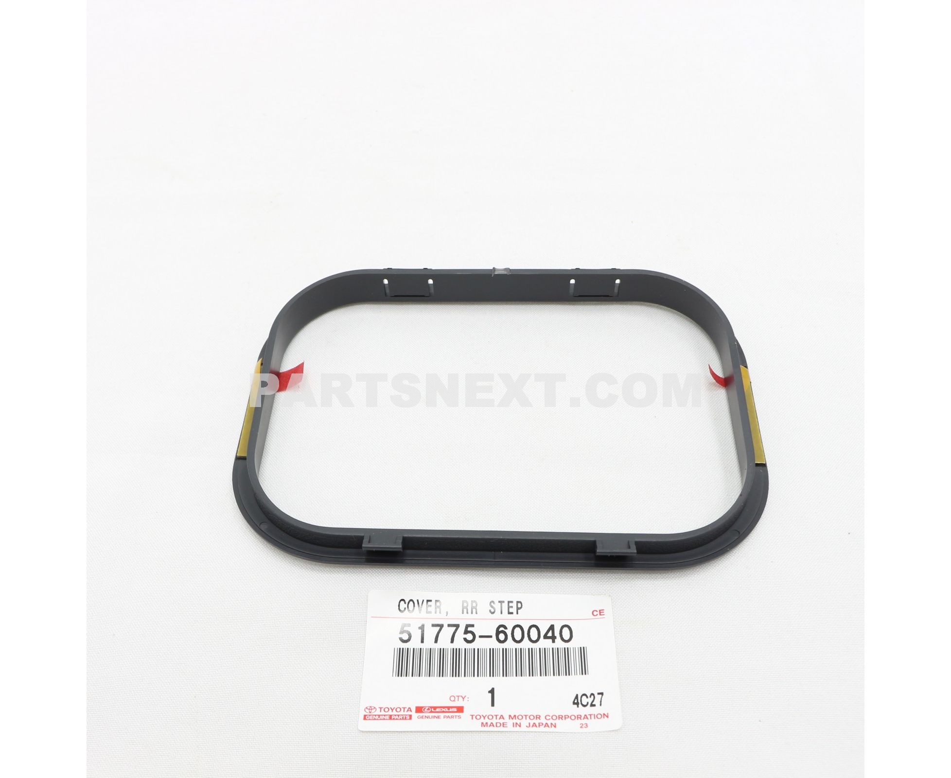 Toyota :: 51775-60040 STEP, REAR BUMPER